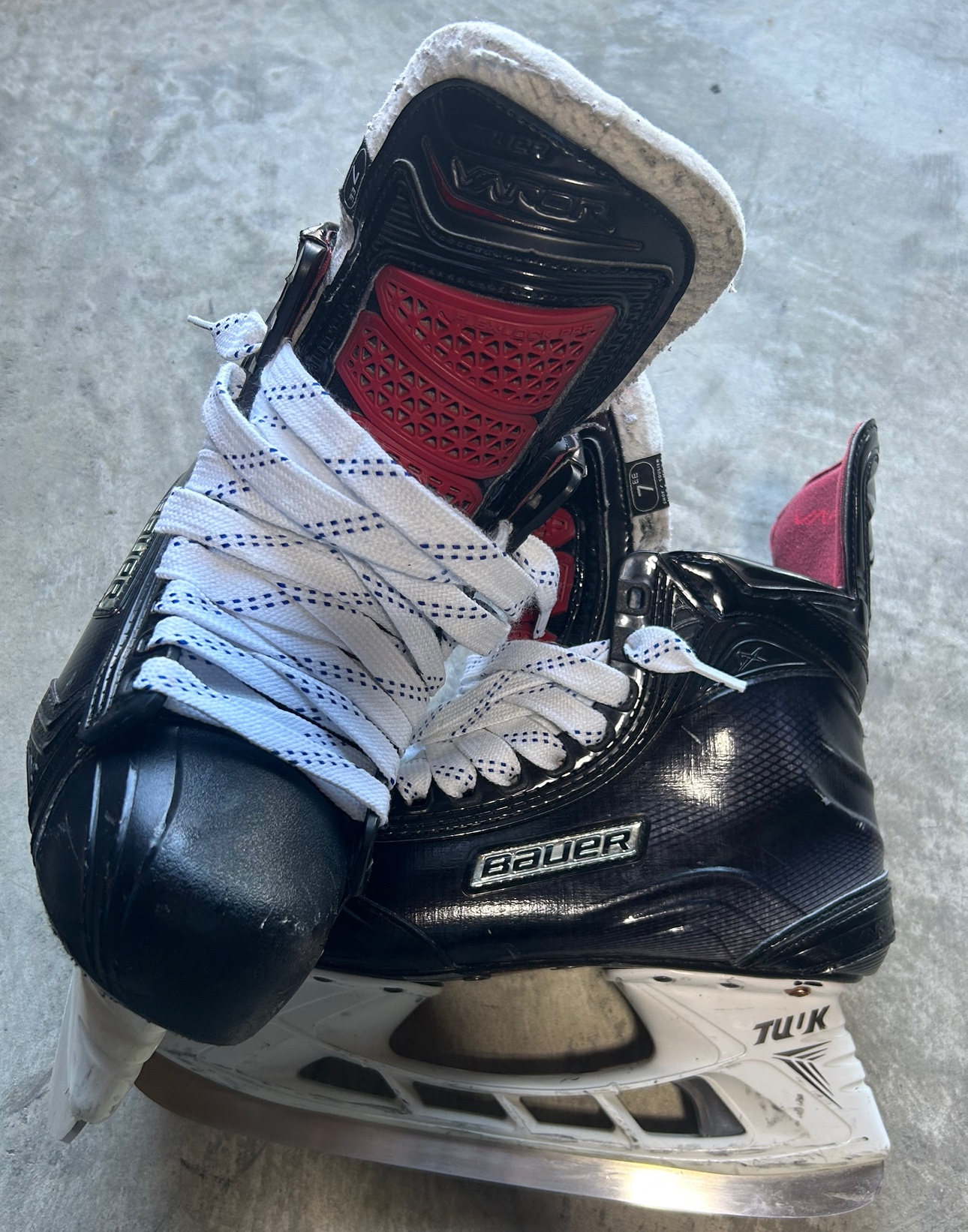 Bauer Vapor 1X Pro Stock Skates Size 7 EE Wide | SidelineSwap