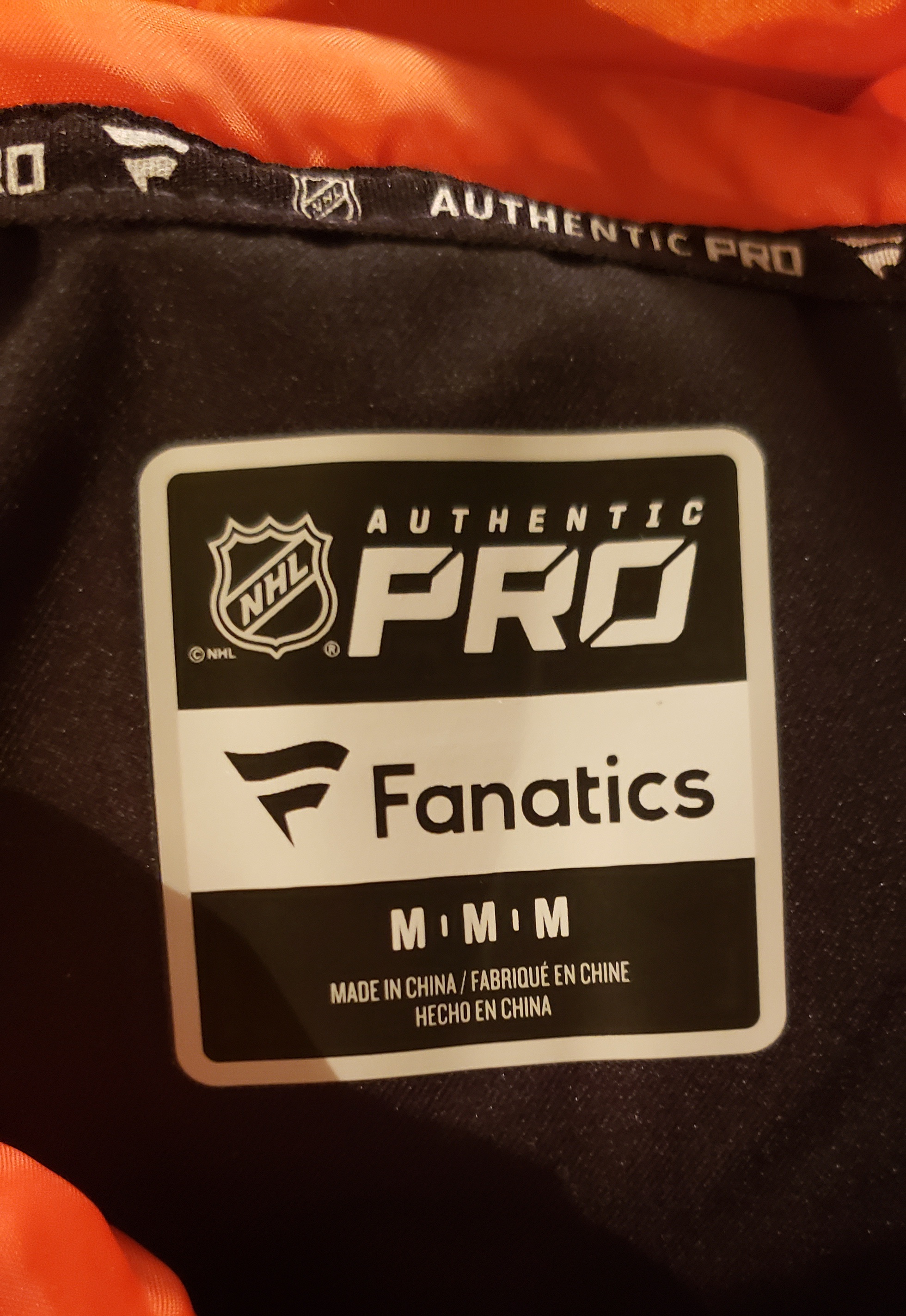 Flyers Fanatics New with tags Adult Medium Jacket | SidelineSwap