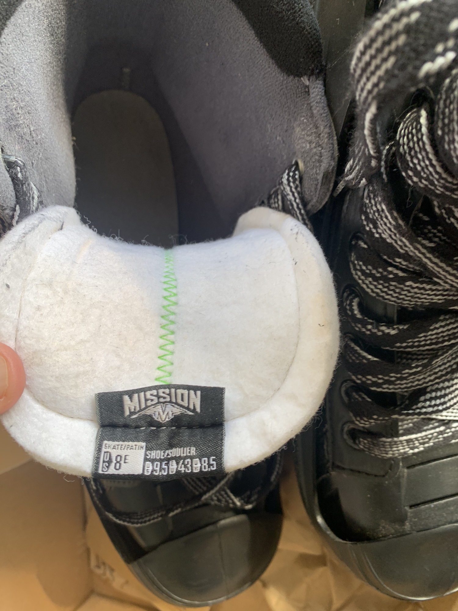 Used Mission Goalie Size 8 Inhaler DS5 Inline Skates | SidelineSwap