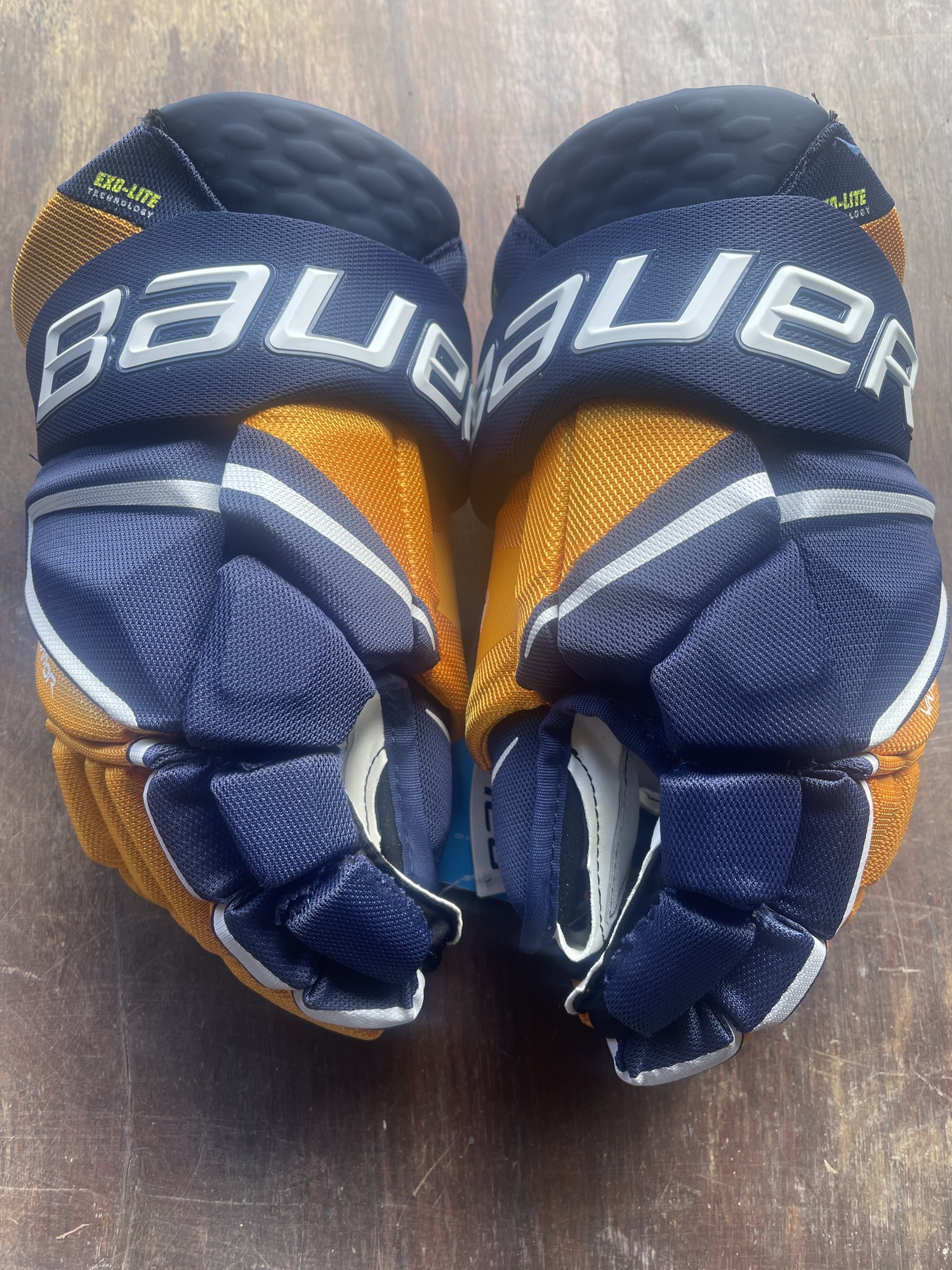 Bauer 13" Intermediate Navy/Gold Vapor Hyperlite Gloves | SidelineSwap