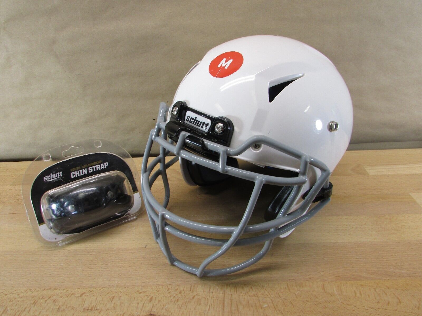Schutt Youth Vengeance Pro Football Helmet | SidelineSwap