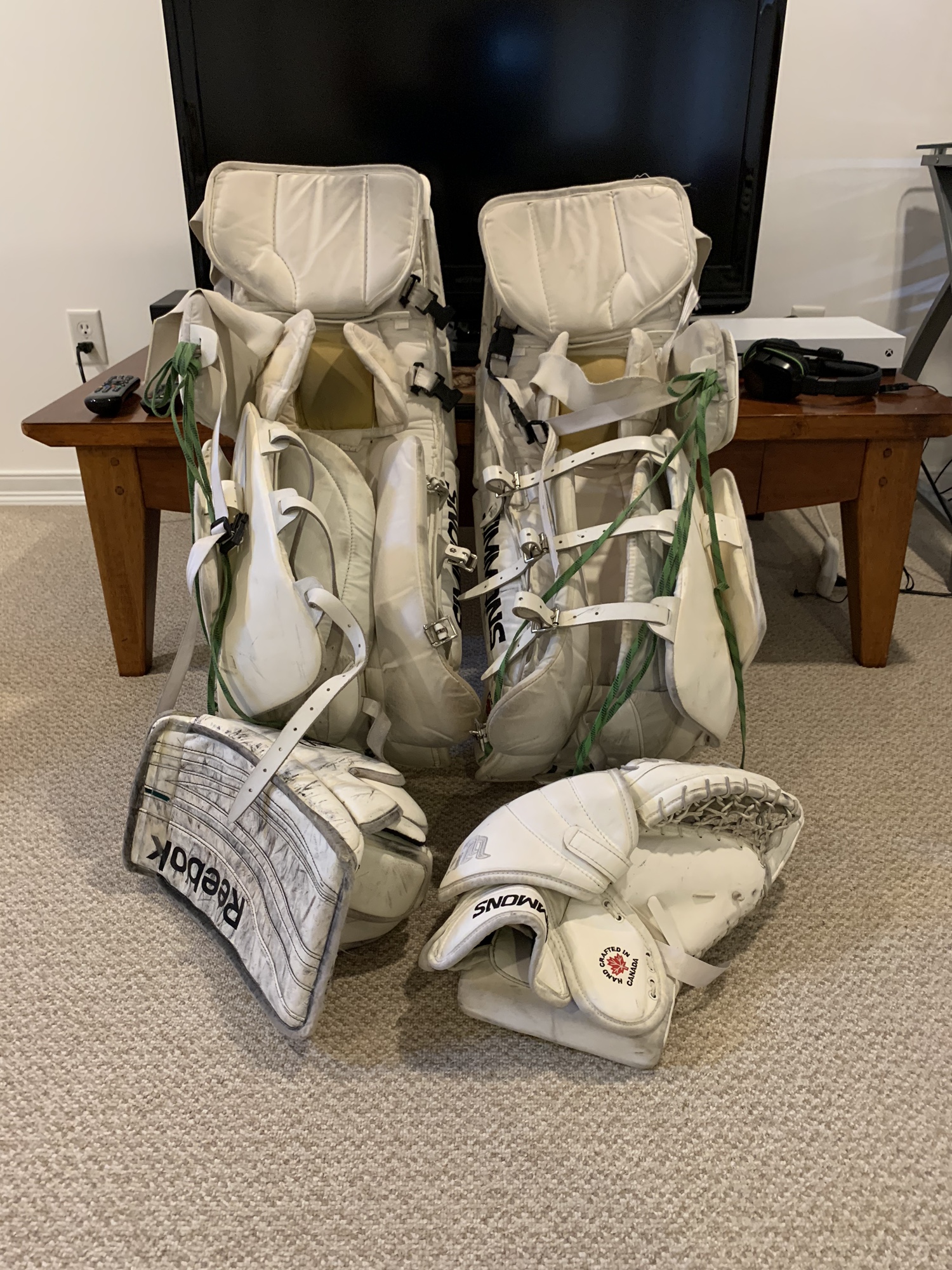 Used 34" Simmons Ultra Light Goalie Leg Pads | SidelineSwap
