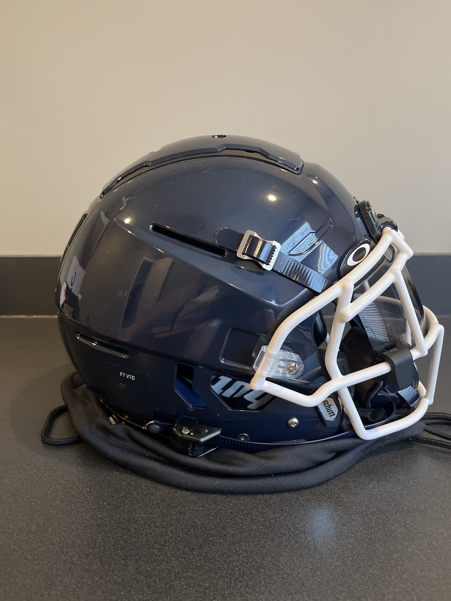 New Large Schutt F7 Helmet | SidelineSwap