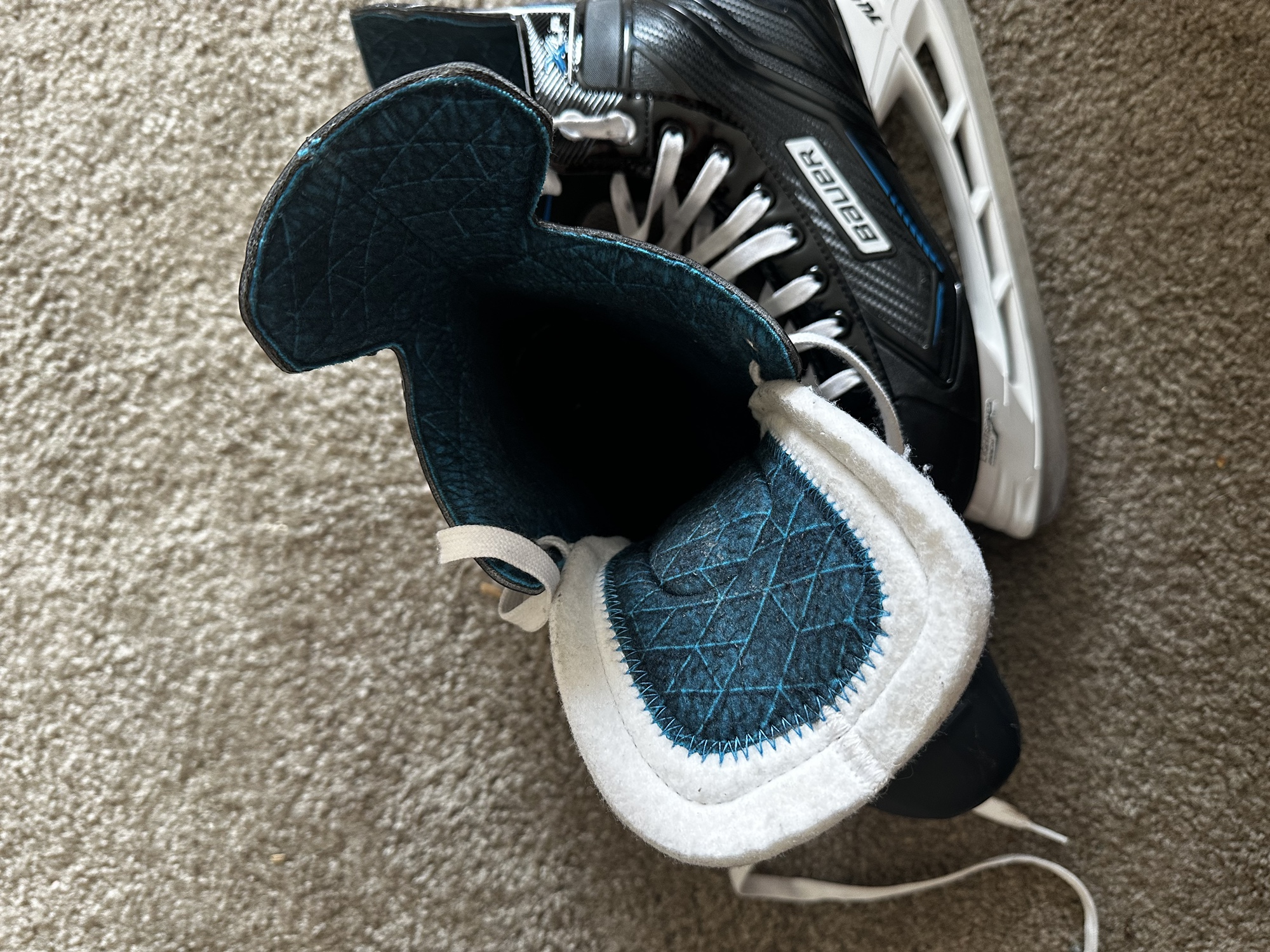 Used Bauer Regular Width Size 9 XLP Hockey Skates | SidelineSwap