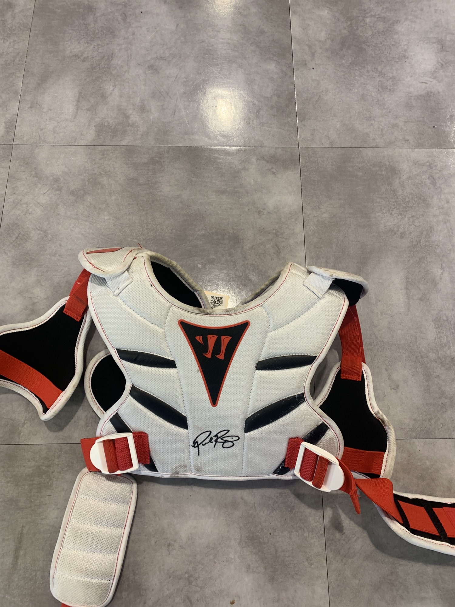 Used Youth Warrior Rabil Next Shoulder Pads | SidelineSwap