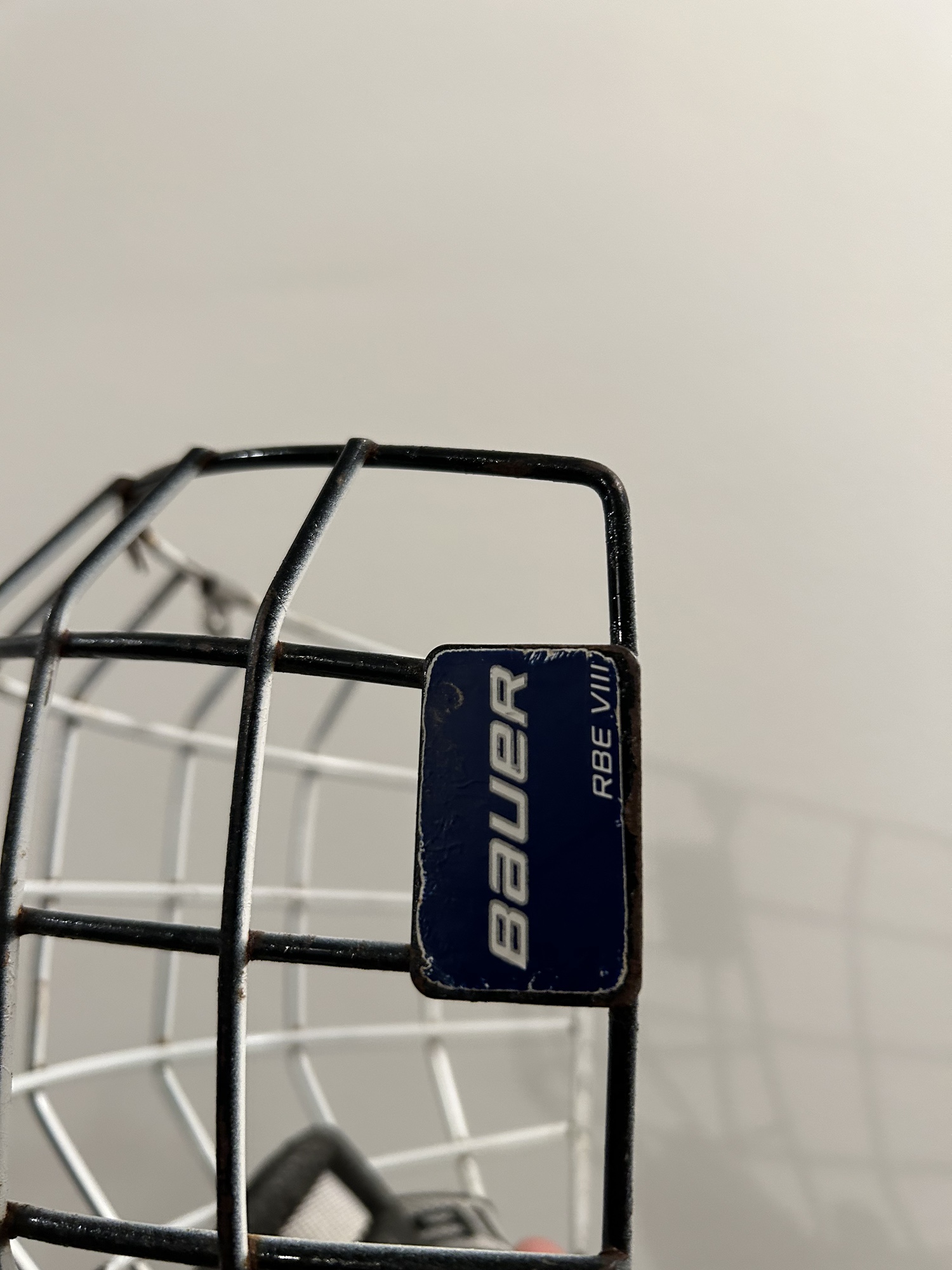 RARE Bauer RBE VIII Oreo Hockey Cage Medium | SidelineSwap