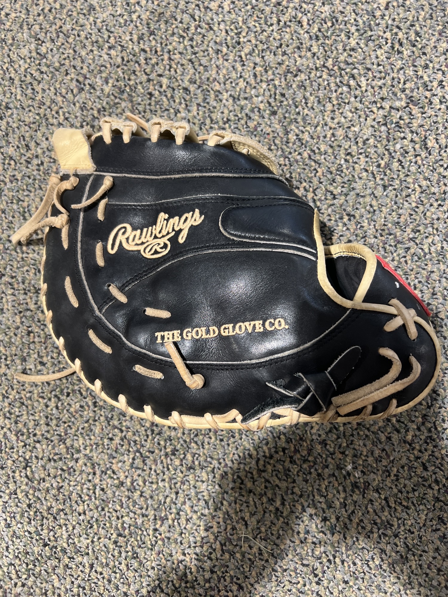 Used Rawlings Heart of the Hide Right Hand Throw Baseball Glove 12.5" | SidelineSwap
