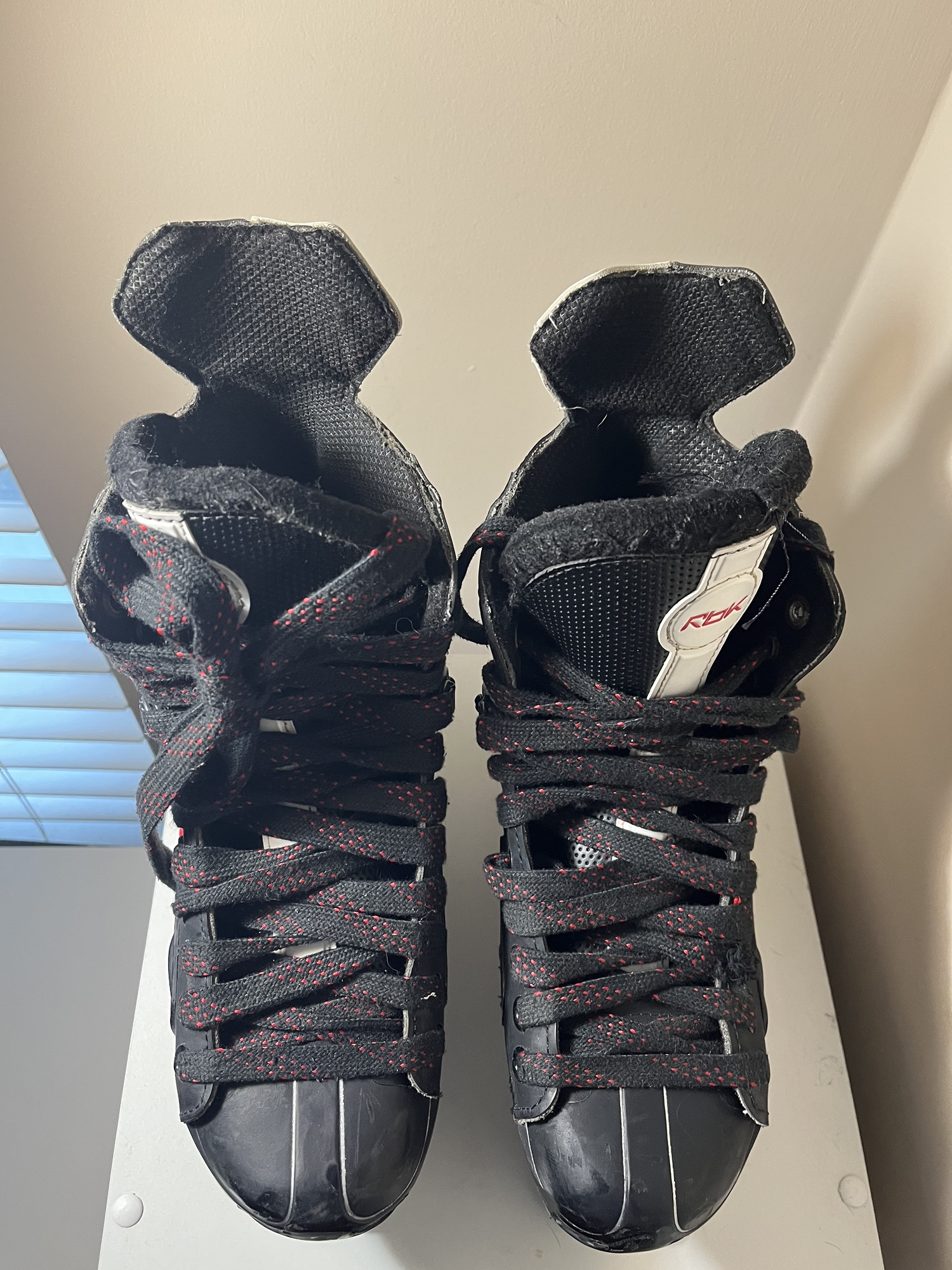 Reebok RBK 5k Inline Hockey Skates Size 7D | SidelineSwap