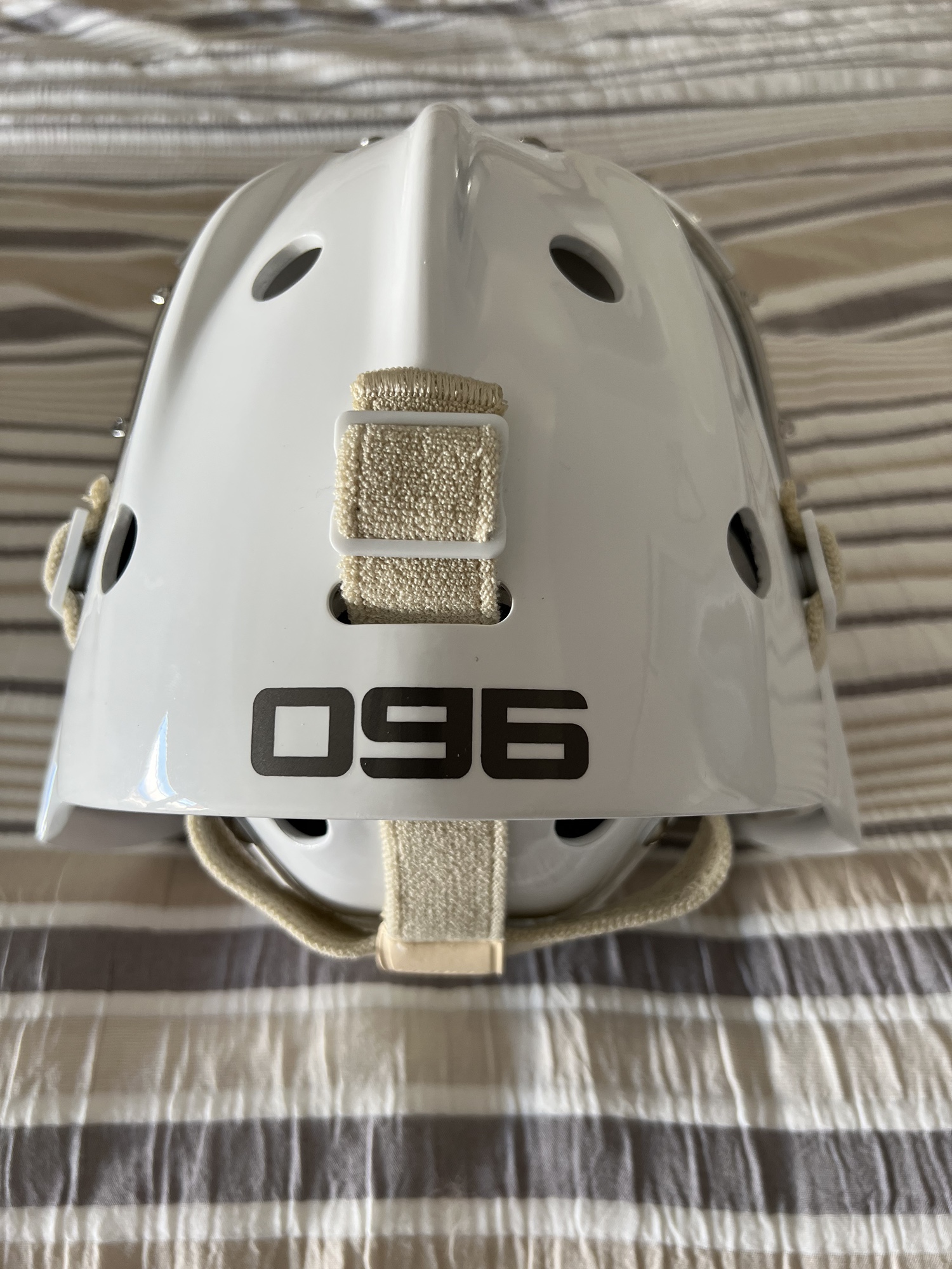 New Bauer Pro 960 Goalie Mask | SidelineSwap