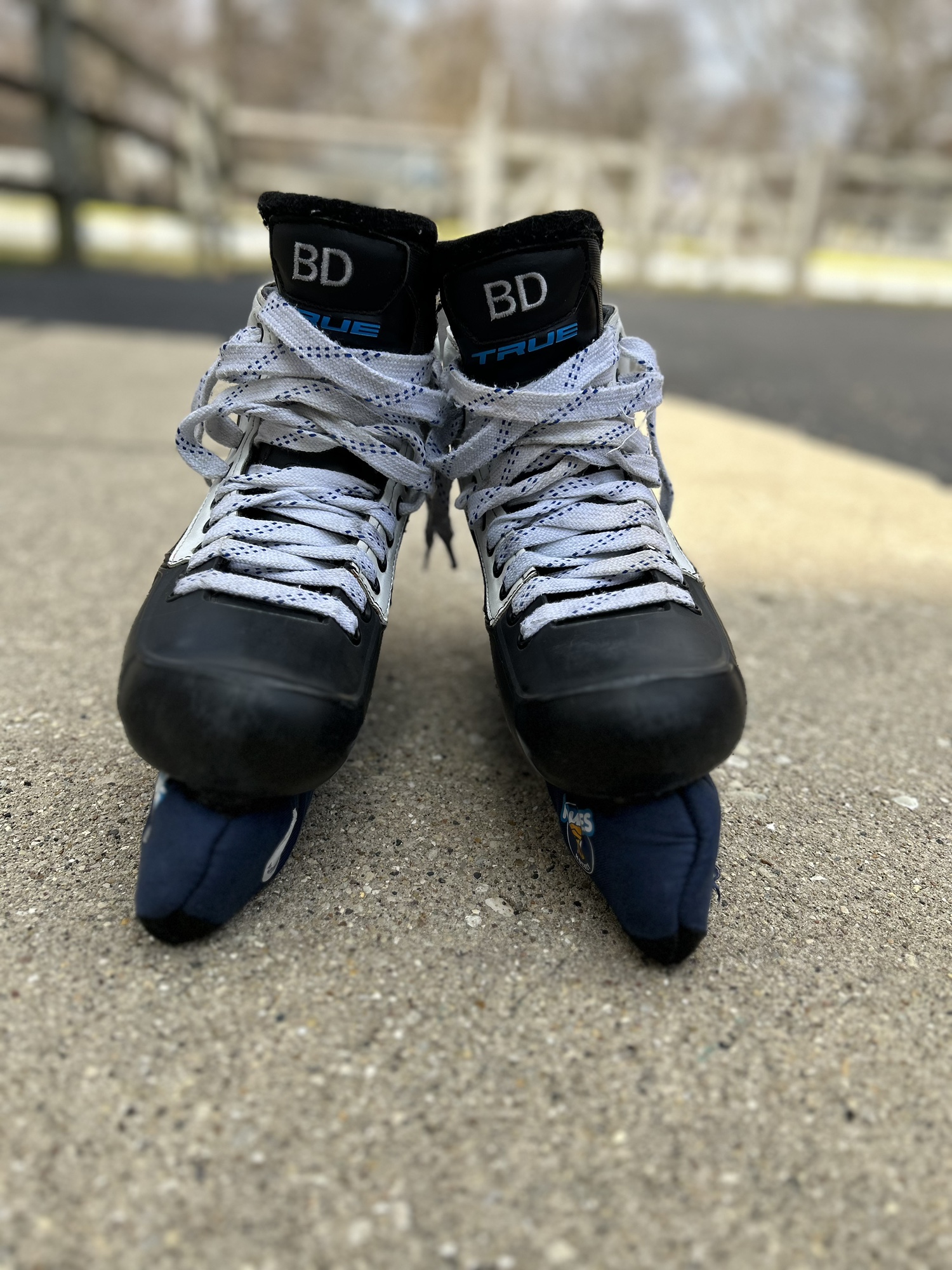 Size 8 True One-Piece Goalie Skates | SidelineSwap