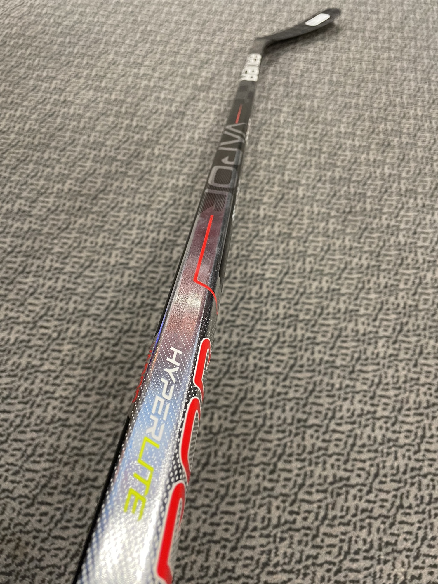 Bauer Hyperlite 40 flex P88 curve right hand stick | SidelineSwap