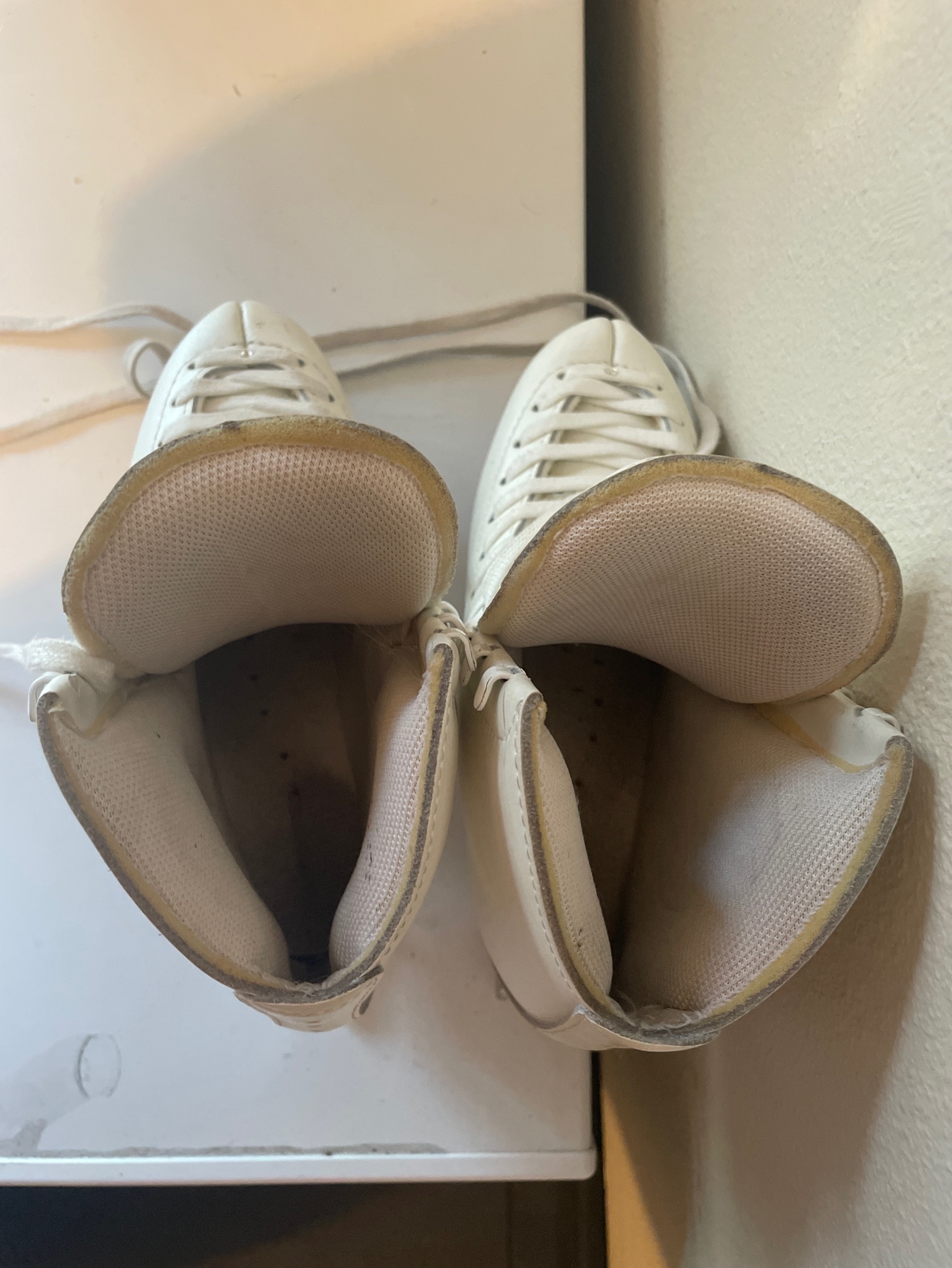 Edea MOTIVO 230 with Eclipse Cosmos 8” blades | SidelineSwap