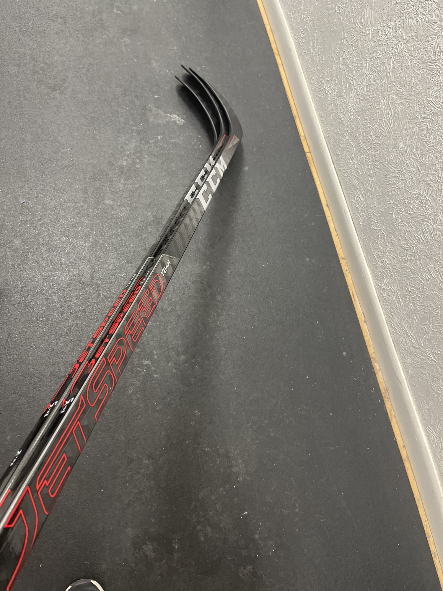 3 New Right Handed Jetspeed Team Hockey Stick | SidelineSwap