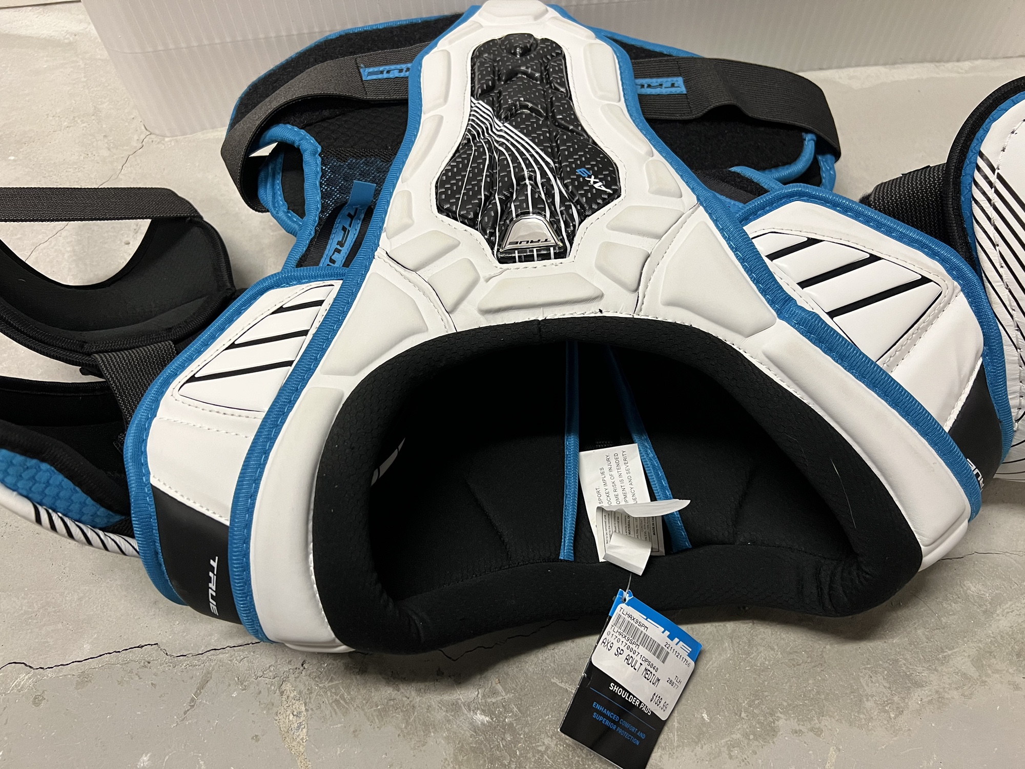 True AX9 Senior Shoulder Pads | SidelineSwap