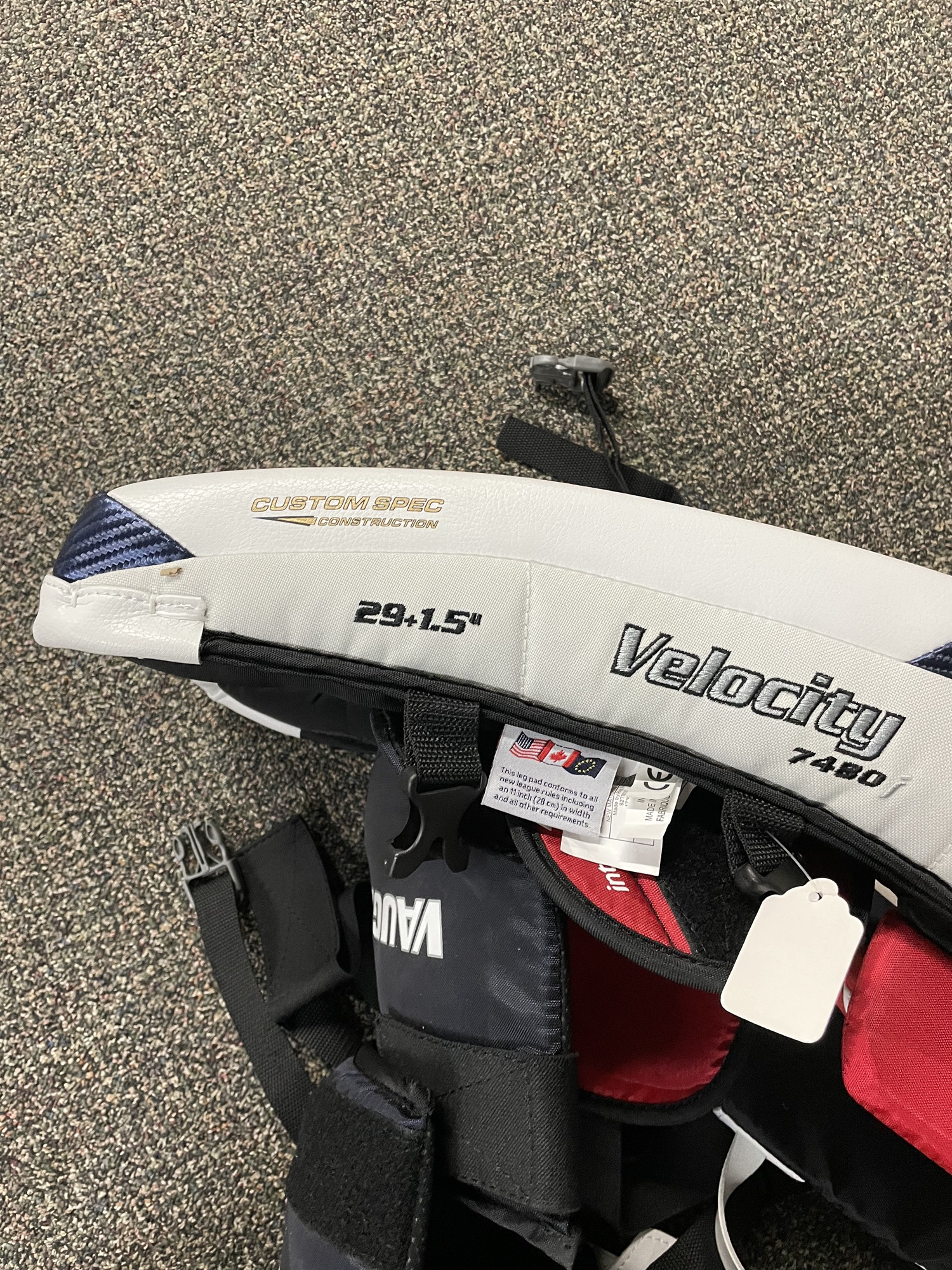 New 29" Vaughn Velocity V4 Goalie Leg Pads | SidelineSwap