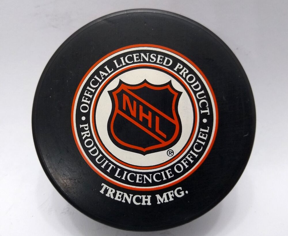 New York Islanders Lighthouse Logo Souvenir NHL Hockey Puck Trench ...