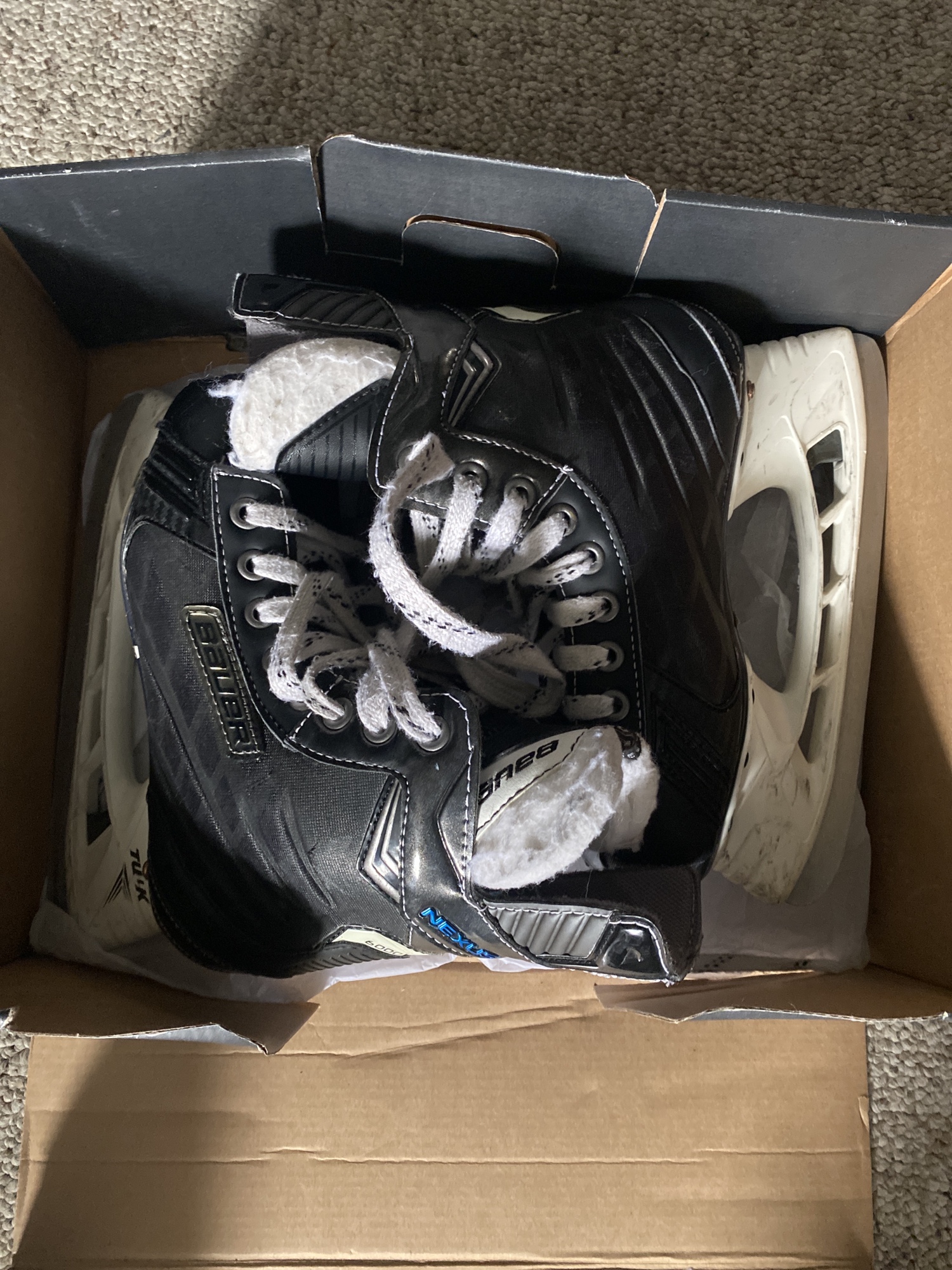 Bauer Nexus 6000 youth Skates | SidelineSwap