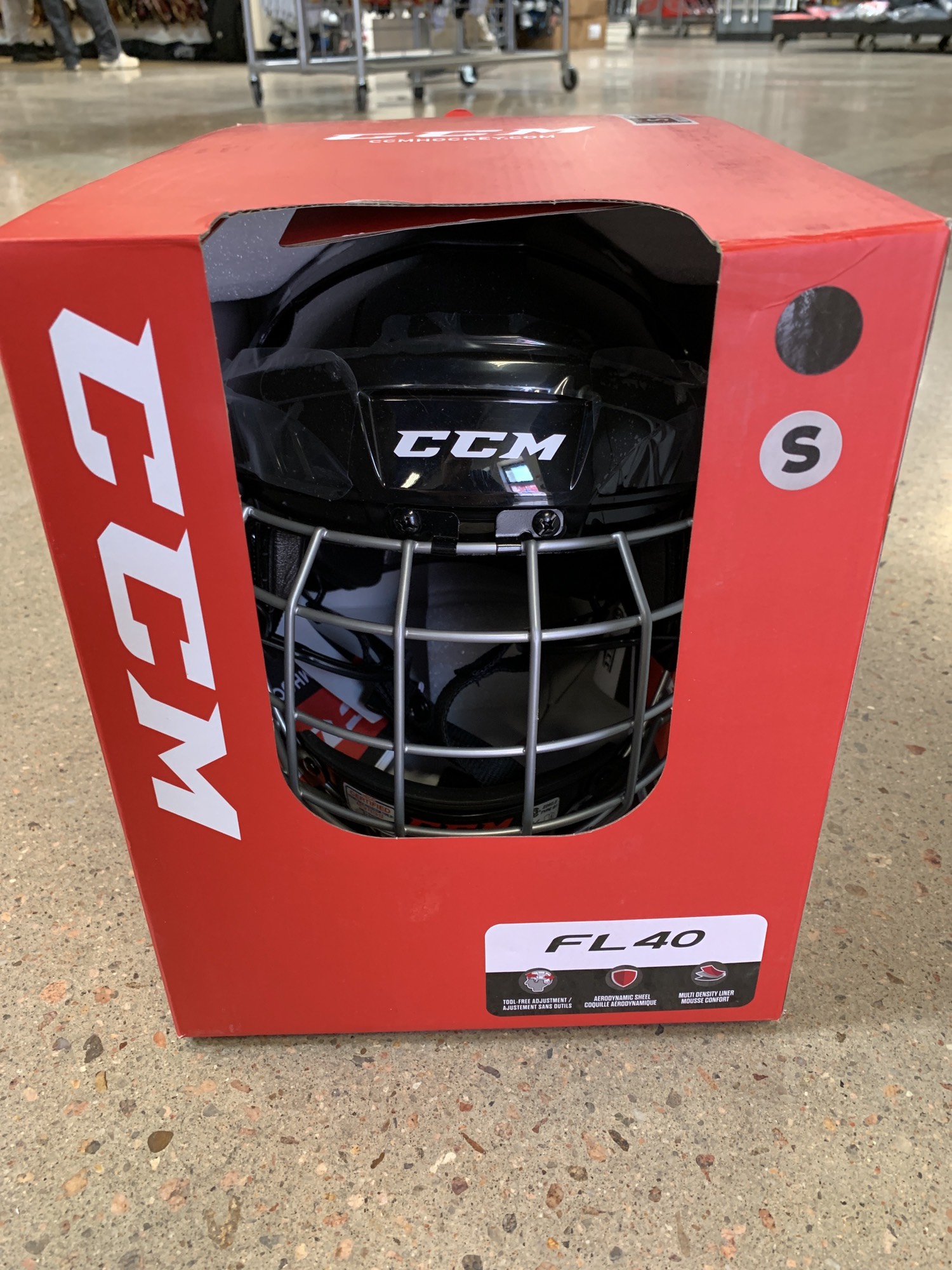 New Small CCM FL40 Helmet | SidelineSwap