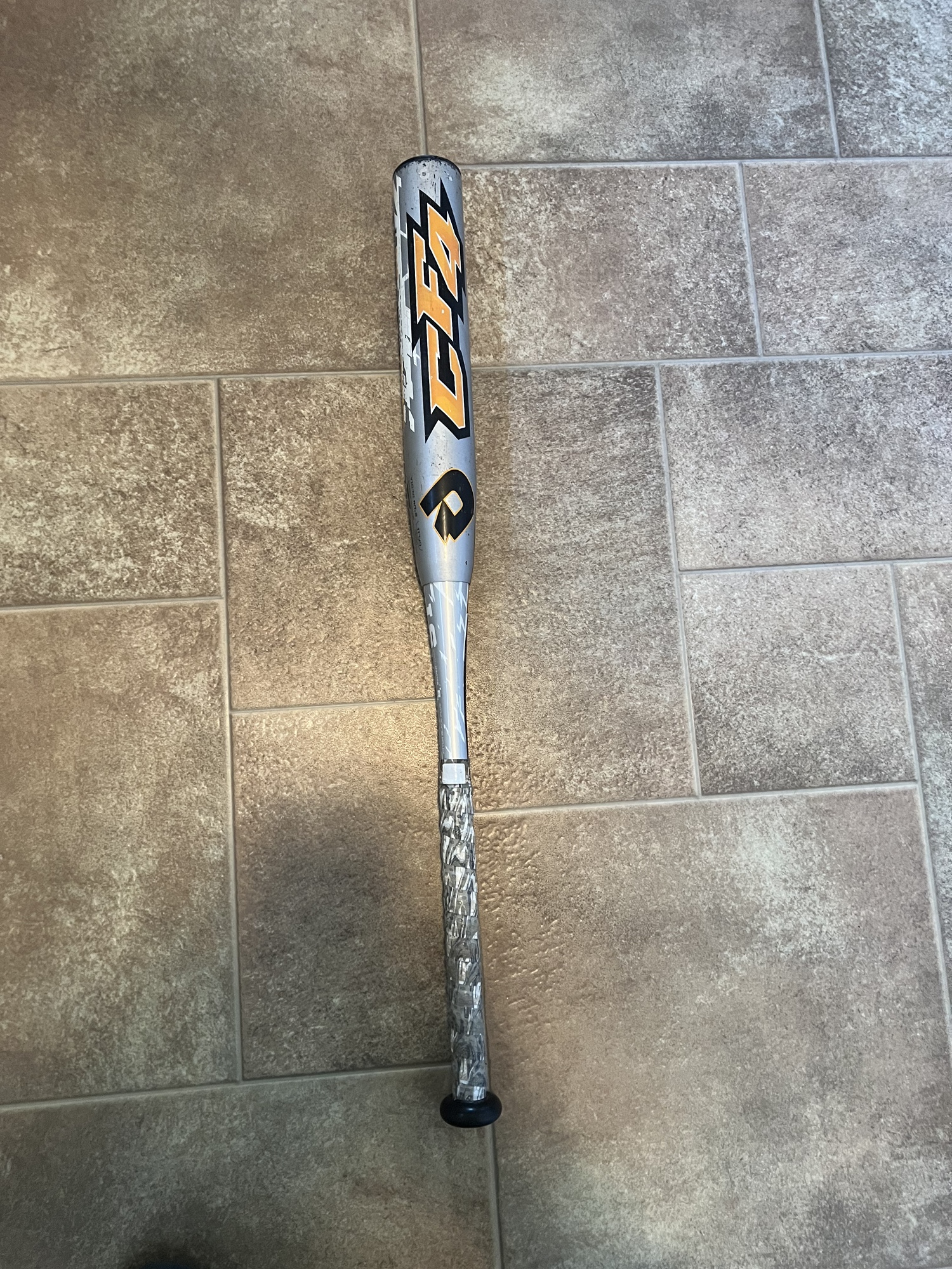 USSSA Certified Composite (-11) 18 oz 29" CF4 Bat | SidelineSwap
