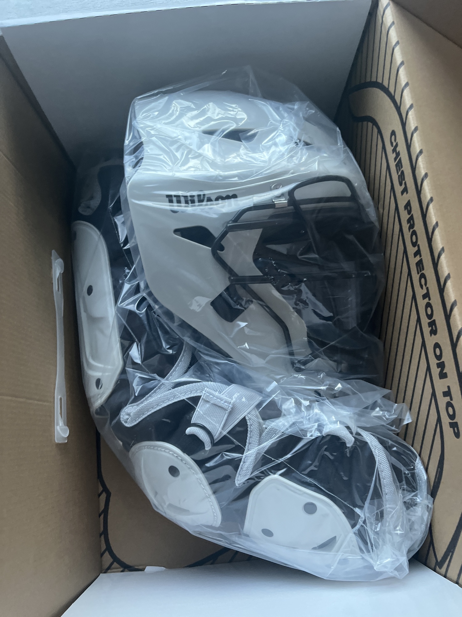 Wilson ez gear catcher kit | SidelineSwap