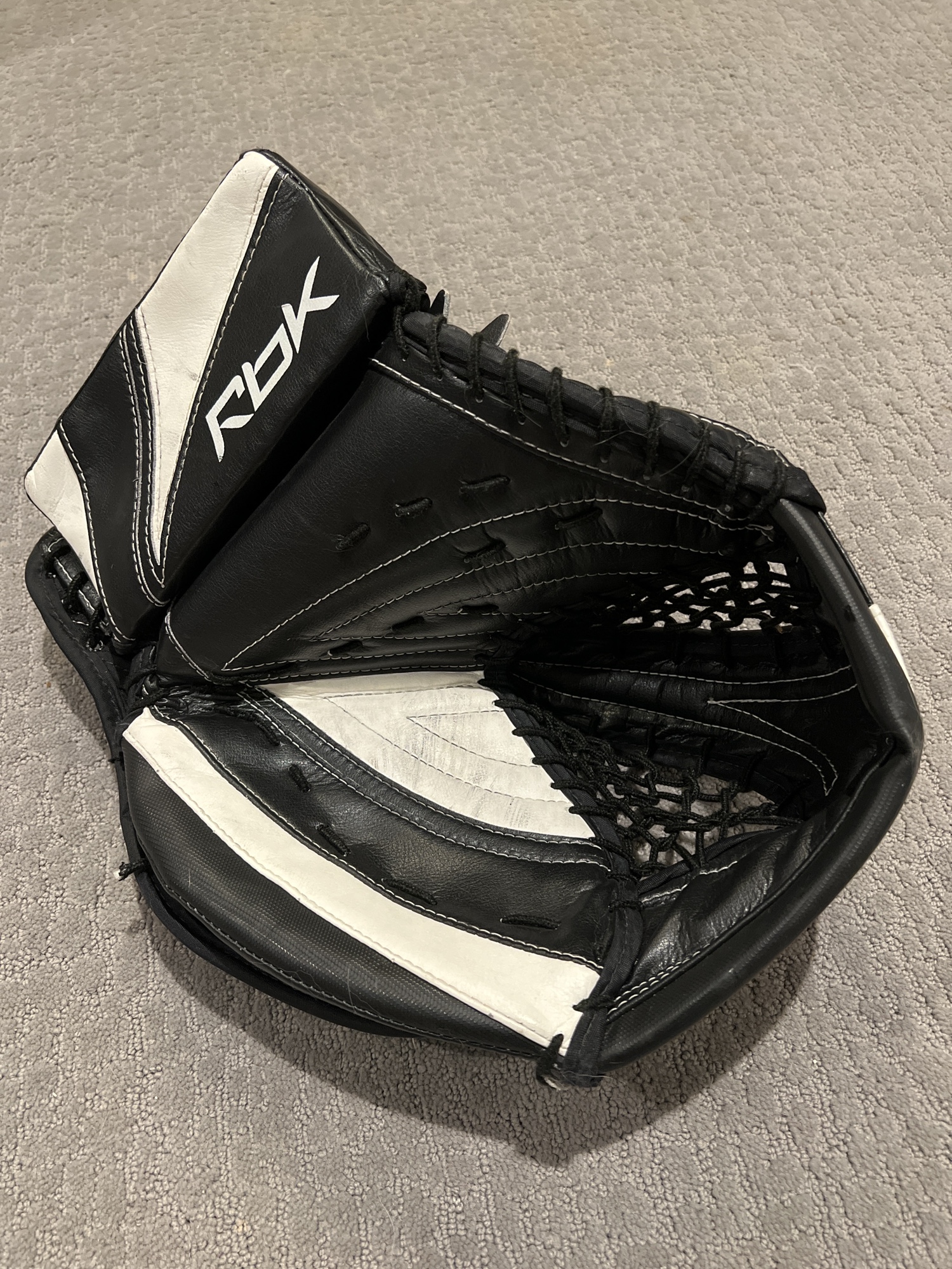 Reebok XPulse Black and White Goalie Glove | SidelineSwap