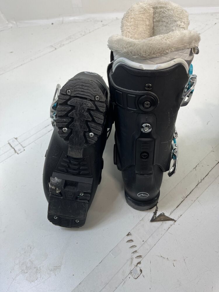 Demo 24.5 Roxa Trinity 85 Flex Intermediate All Mountain 3 Piece Cabrio ...