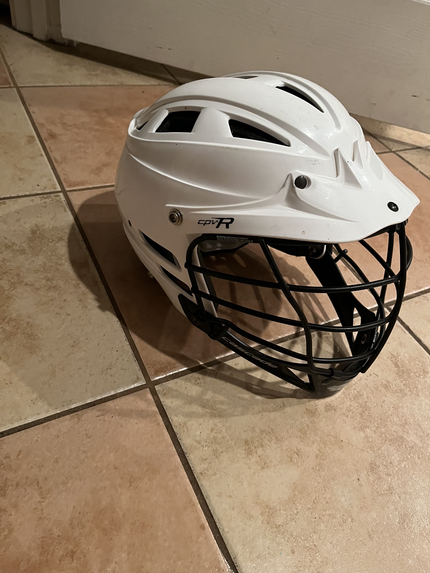 Used Cascade CPV-R Helmet | SidelineSwap