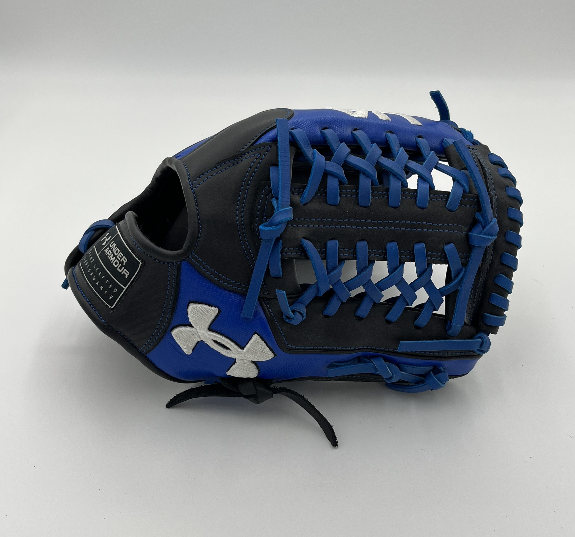 NEW Under Armour Fielding Glove 11.75” | SidelineSwap