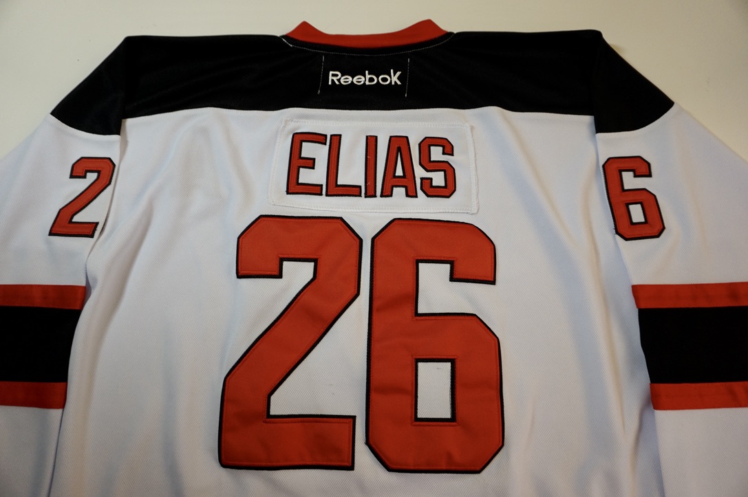 DEVILS MEN S HOCKEY JERSEY SIZE 50 EQUAL TO A LARGE ELIAS 26 NEW