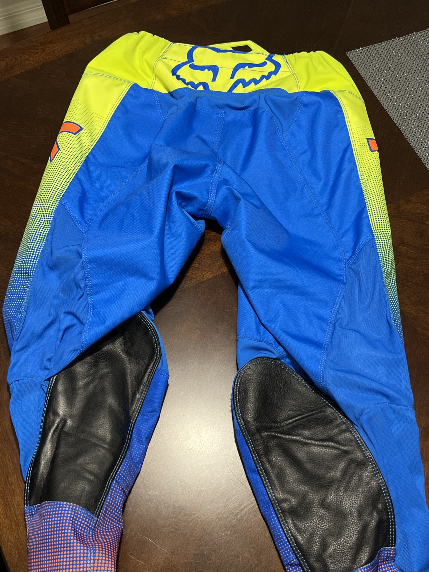 Fox Racing 2021 180 Pants - Oktiv | SidelineSwap