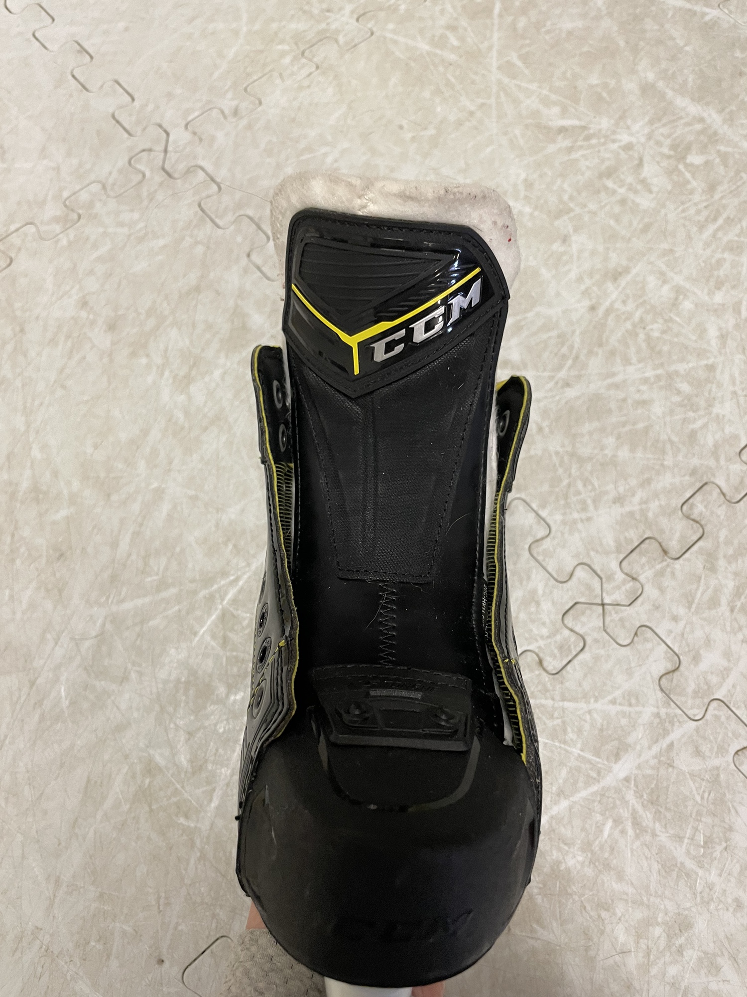 Ccm Super Tacks Vector Premier hockey skates | SidelineSwap