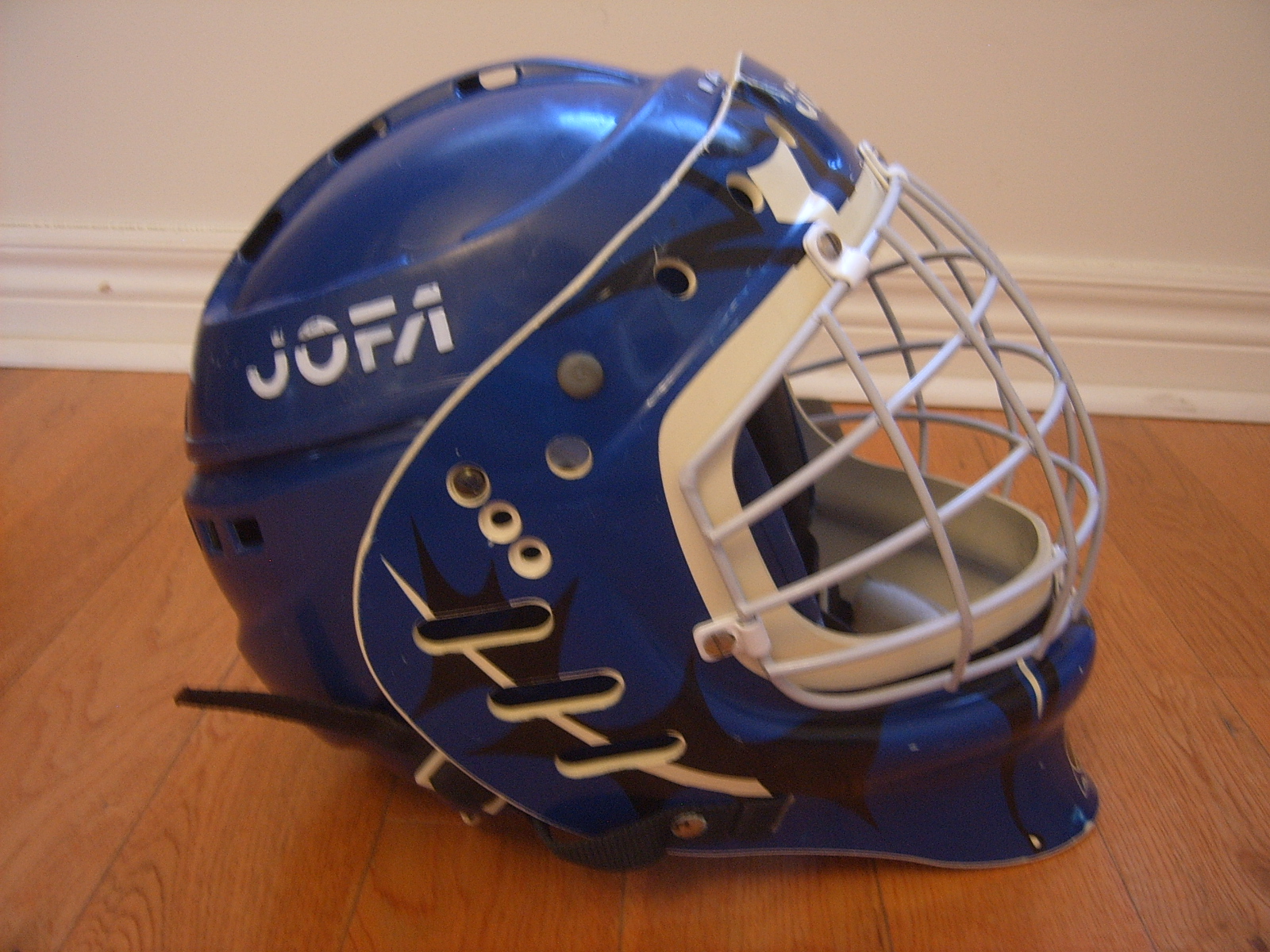 Vintage Collectible Jofa 390 Senior Helmet w/388 Goalie Mask/Helmet ...
