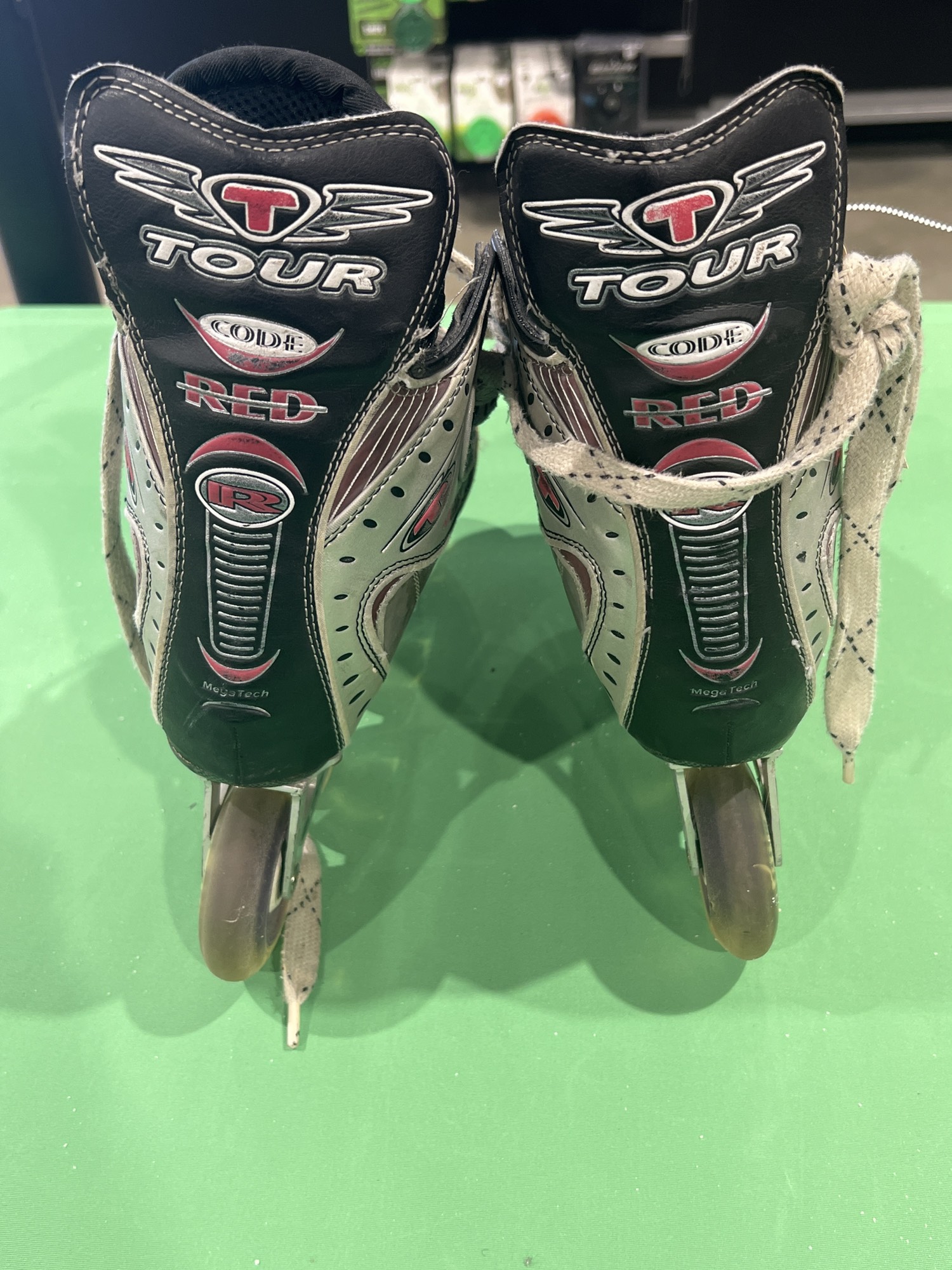 Used Tour Code 9 Inline Skates D&R (Regular) 6.0 | SidelineSwap