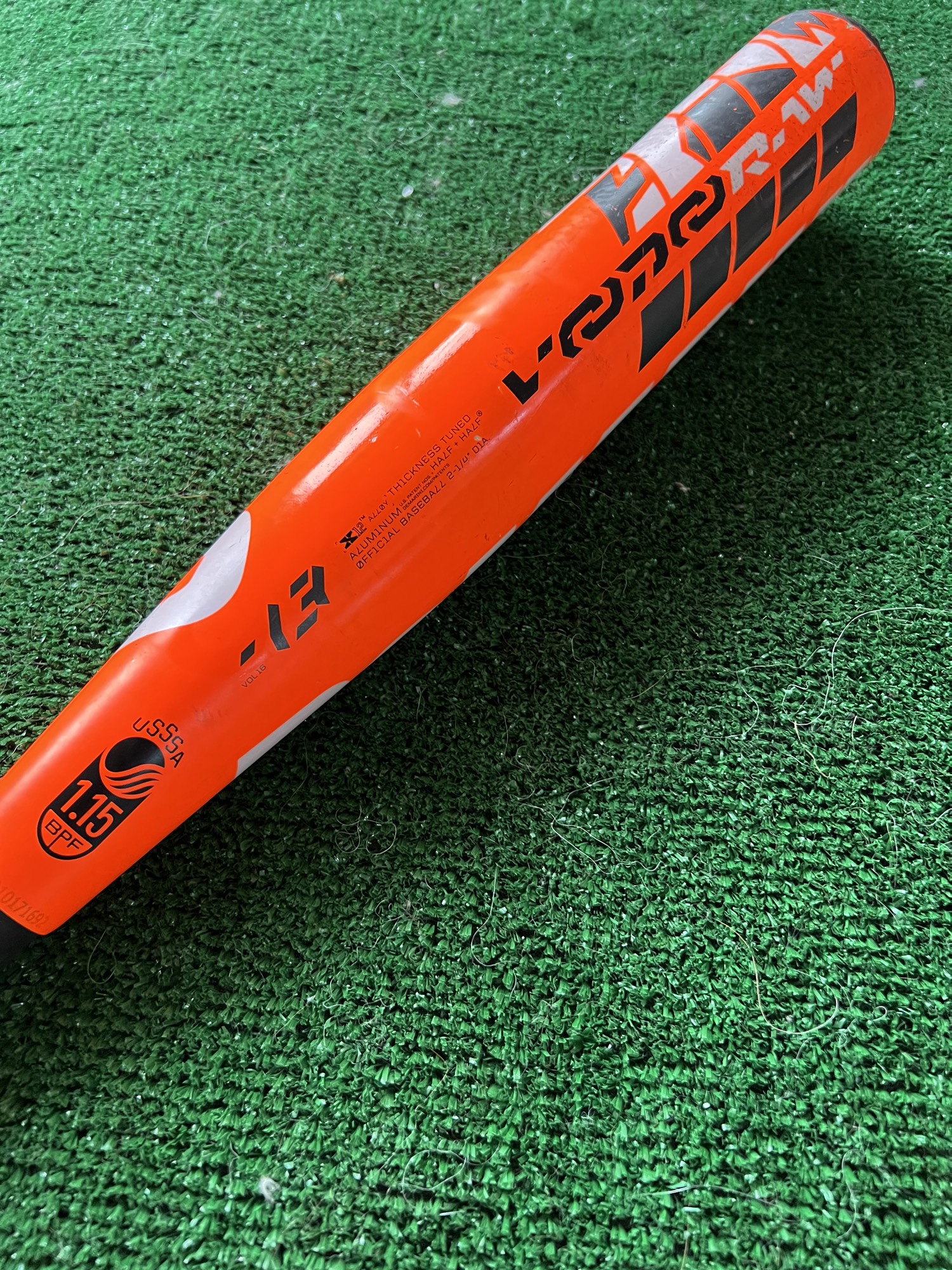Used USSSA Certified DeMarini Voodoo Raw Composite Bat -13 17OZ 30 ...