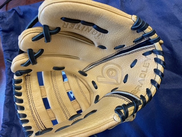 Bradley Baseball Igniter 4-Finger Glove 10" | SidelineSwap
