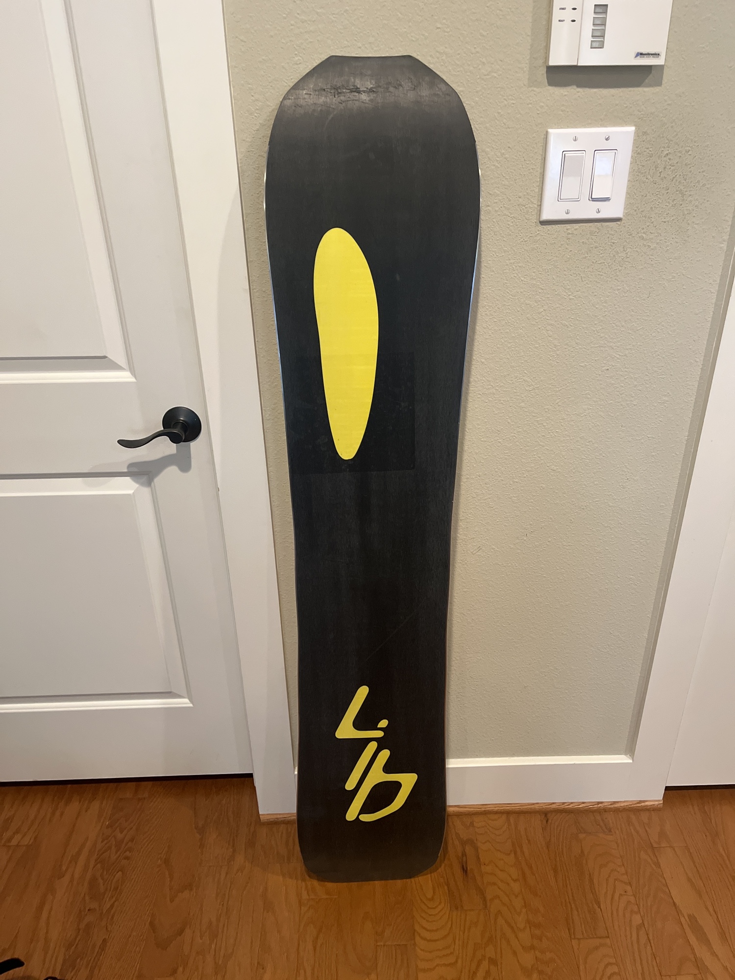 2023 Men's Lib Tech Golden Orca 153cm - Without Bindings Directional ...