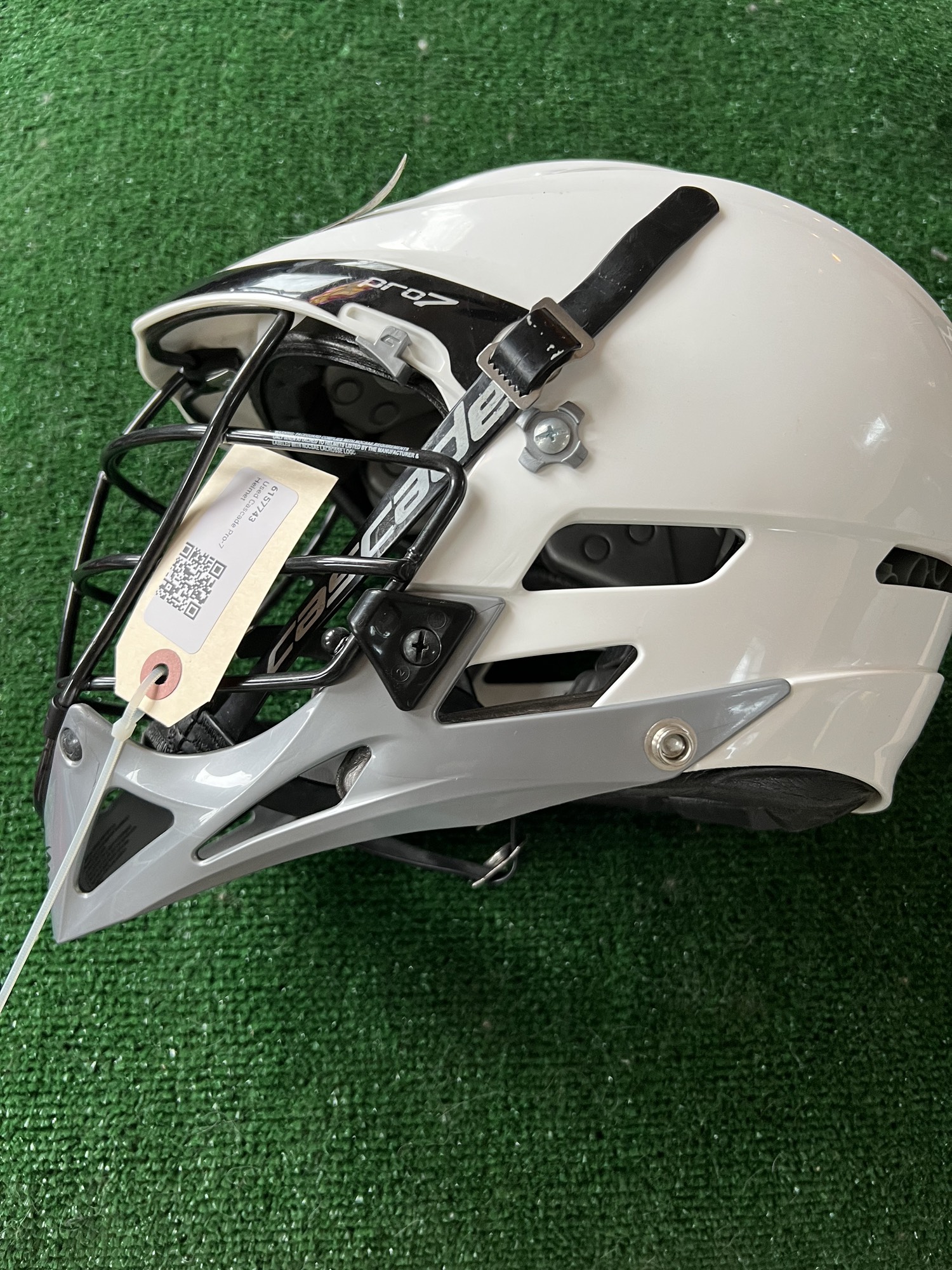 Used Cascade Pro-7 Helmet | SidelineSwap