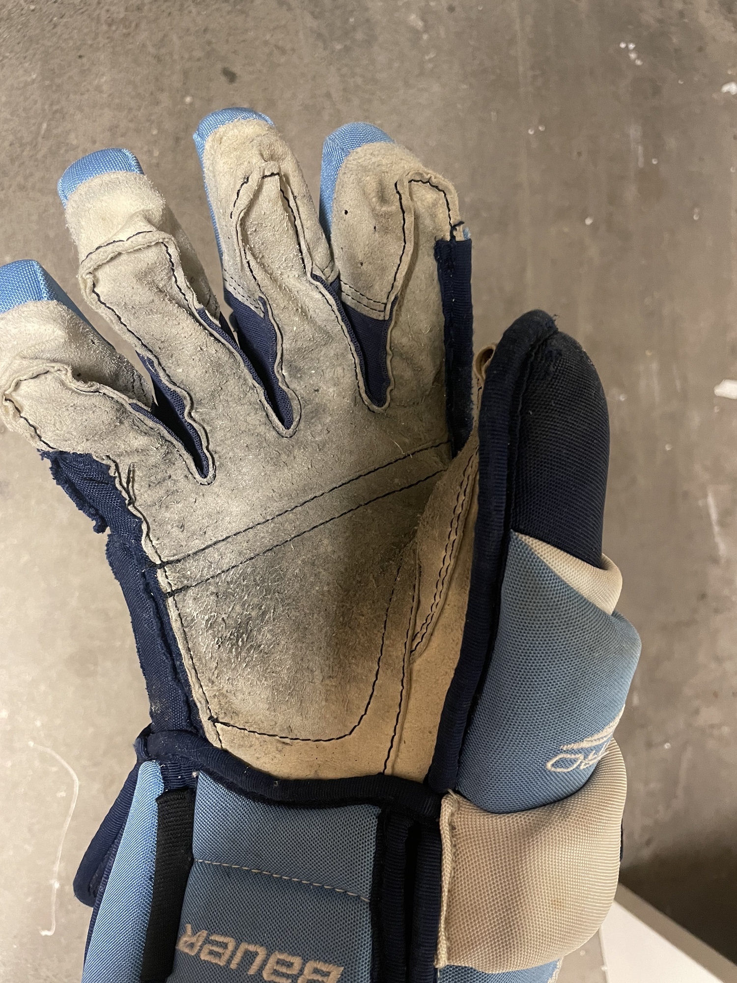 Used Bauer 15" 4 Roll Gloves - UMaine Colors | SidelineSwap