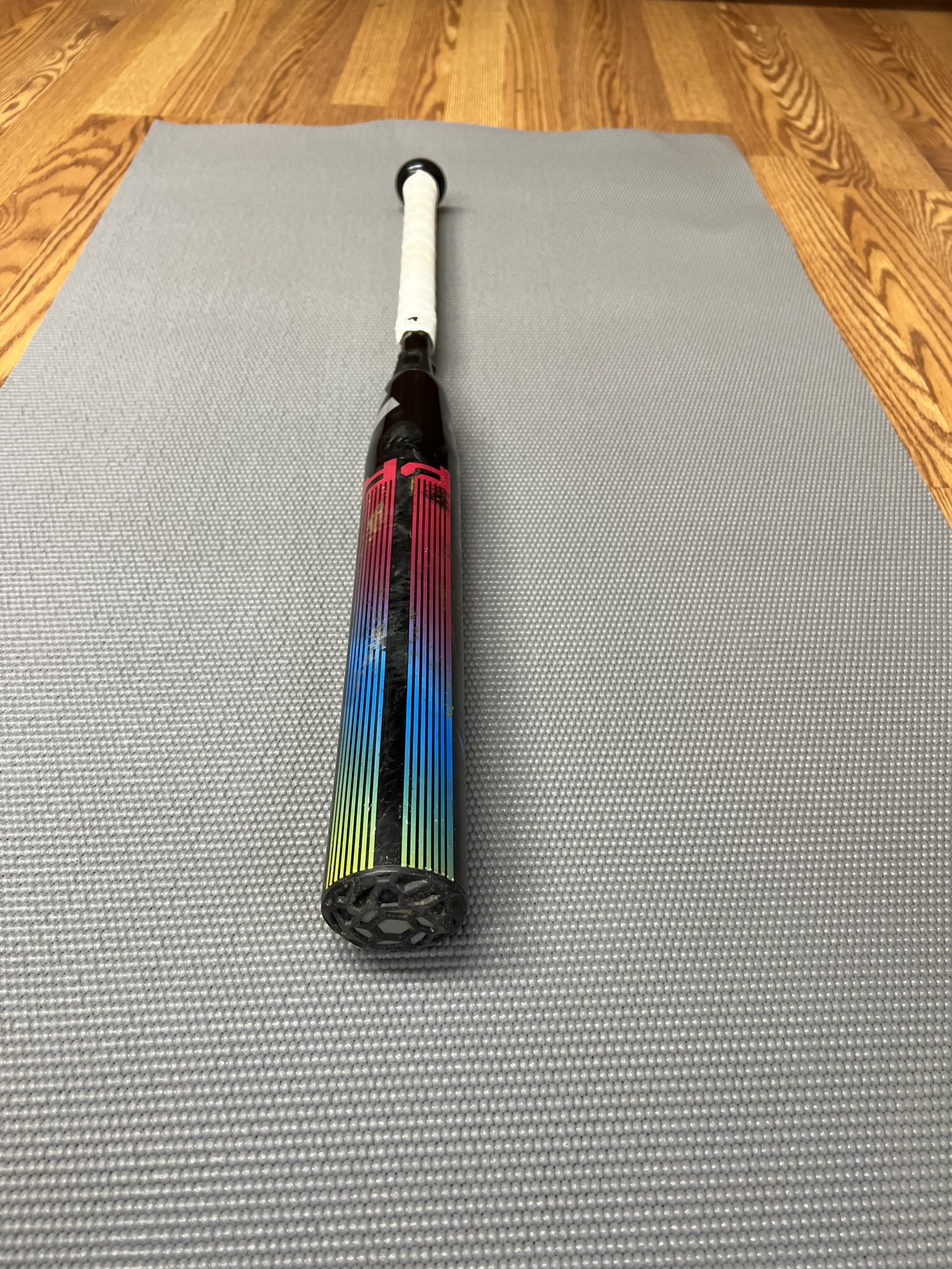 Used Composite (-11) 18 oz 29" prism Bat | SidelineSwap