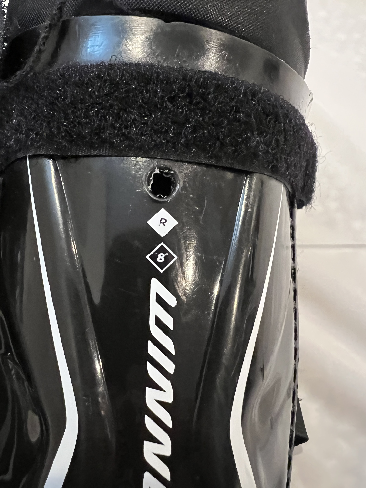 Winnwell Starter Kit 8” Shins And Gloves Yth Sm Pants Shoulders And ...