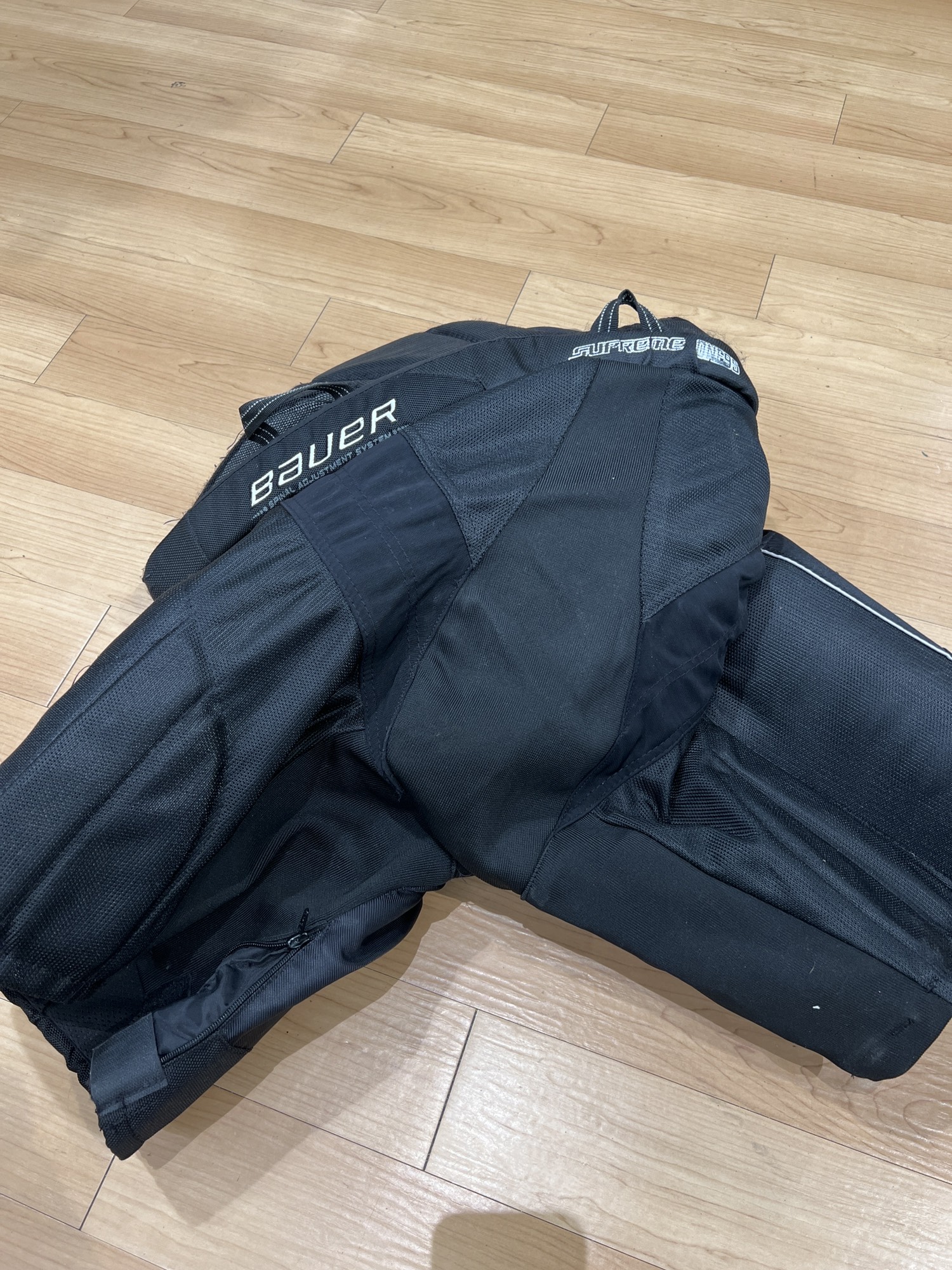 Used Senior Large Bauer One95 Hockey Pants | SidelineSwap