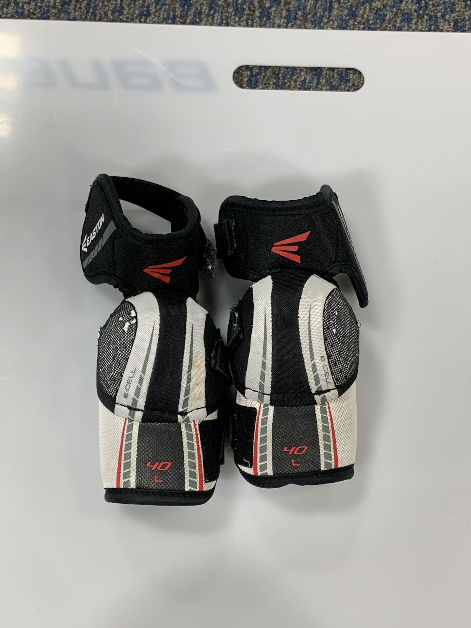 Used Large Easton Synergy Elbow Pads | SidelineSwap