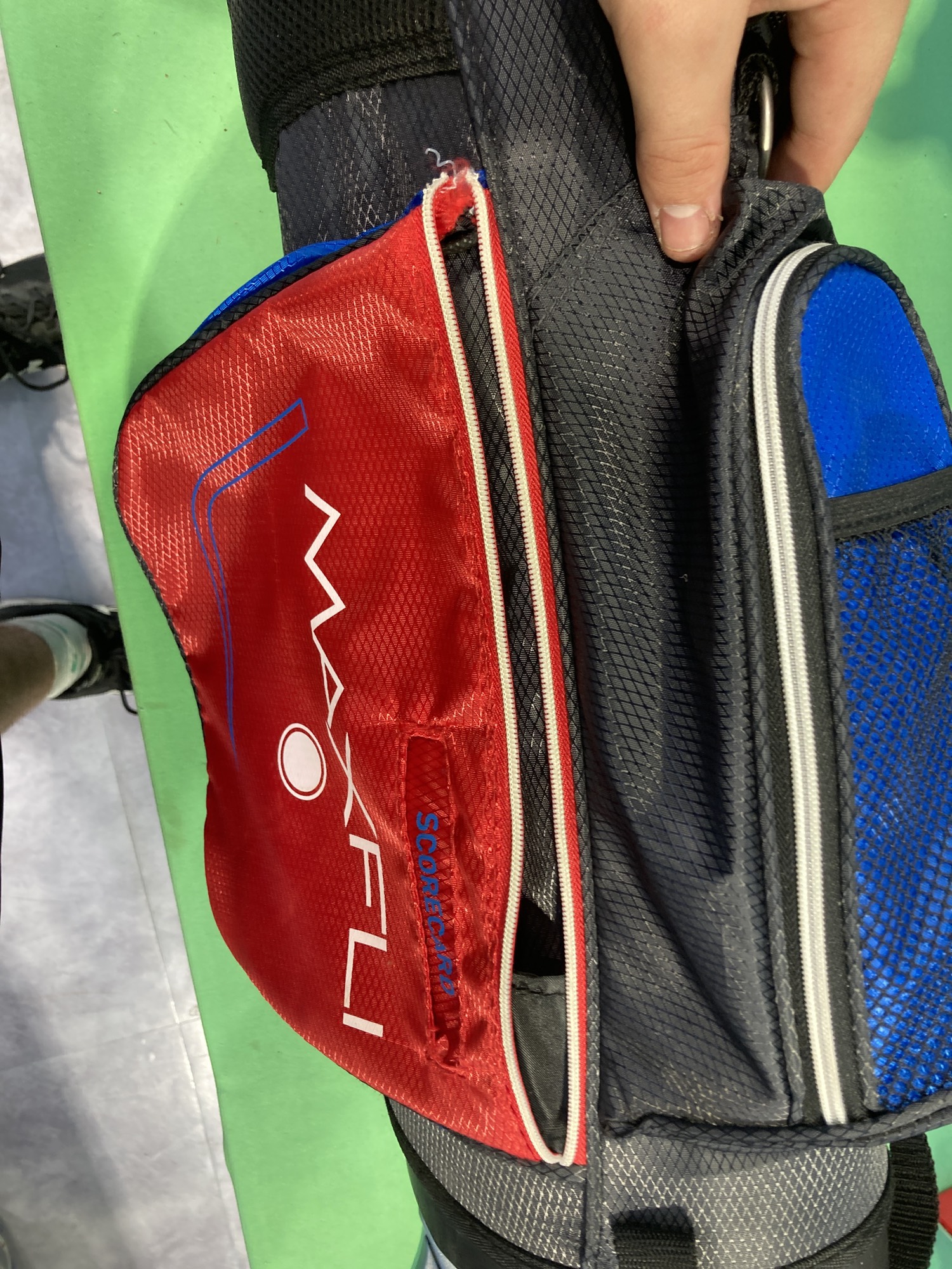 Used Junior Maxfli Stand Bag 31.5" | SidelineSwap