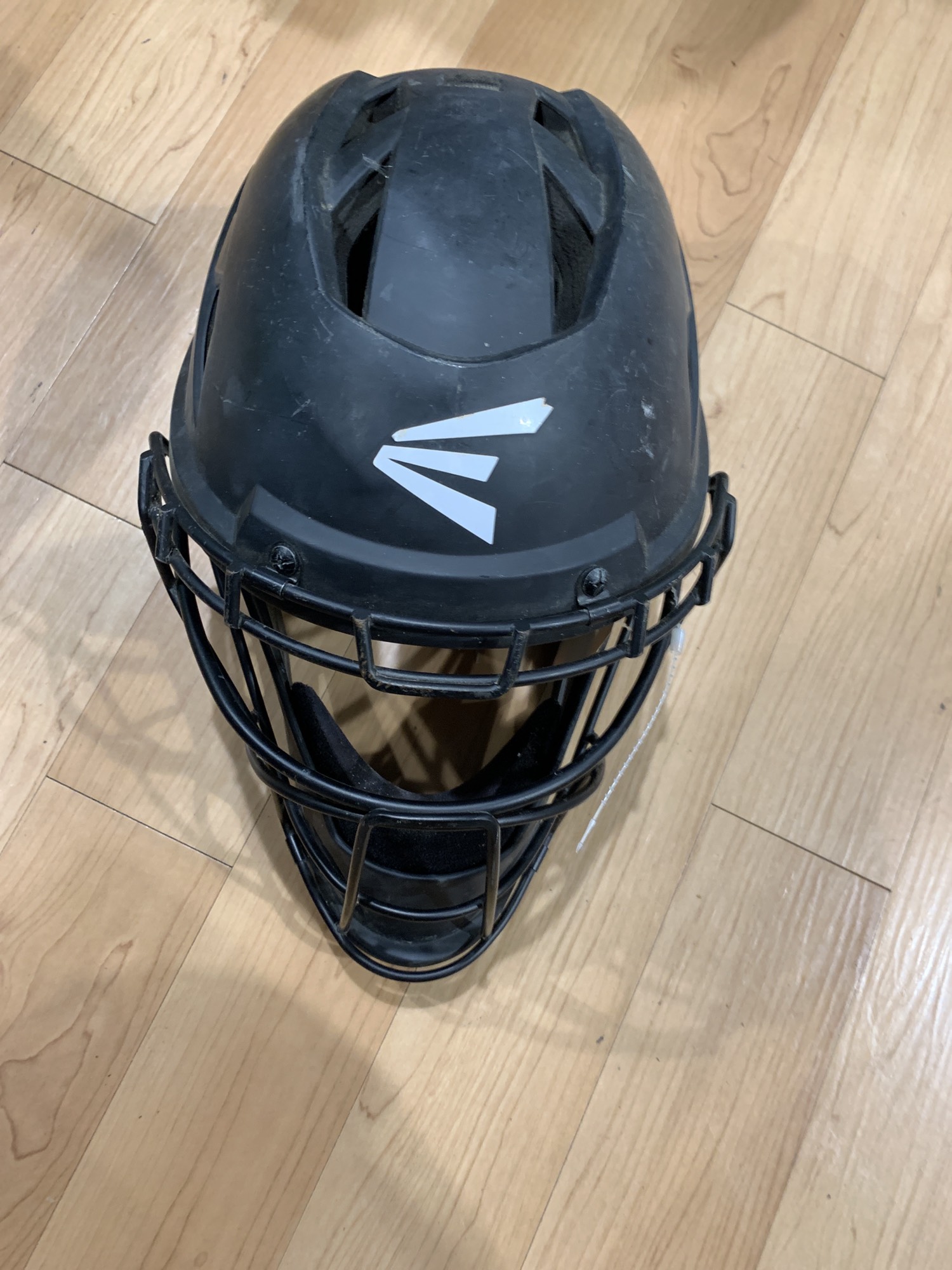 Used Easton Gametime Elite Catcher's Mask | SidelineSwap