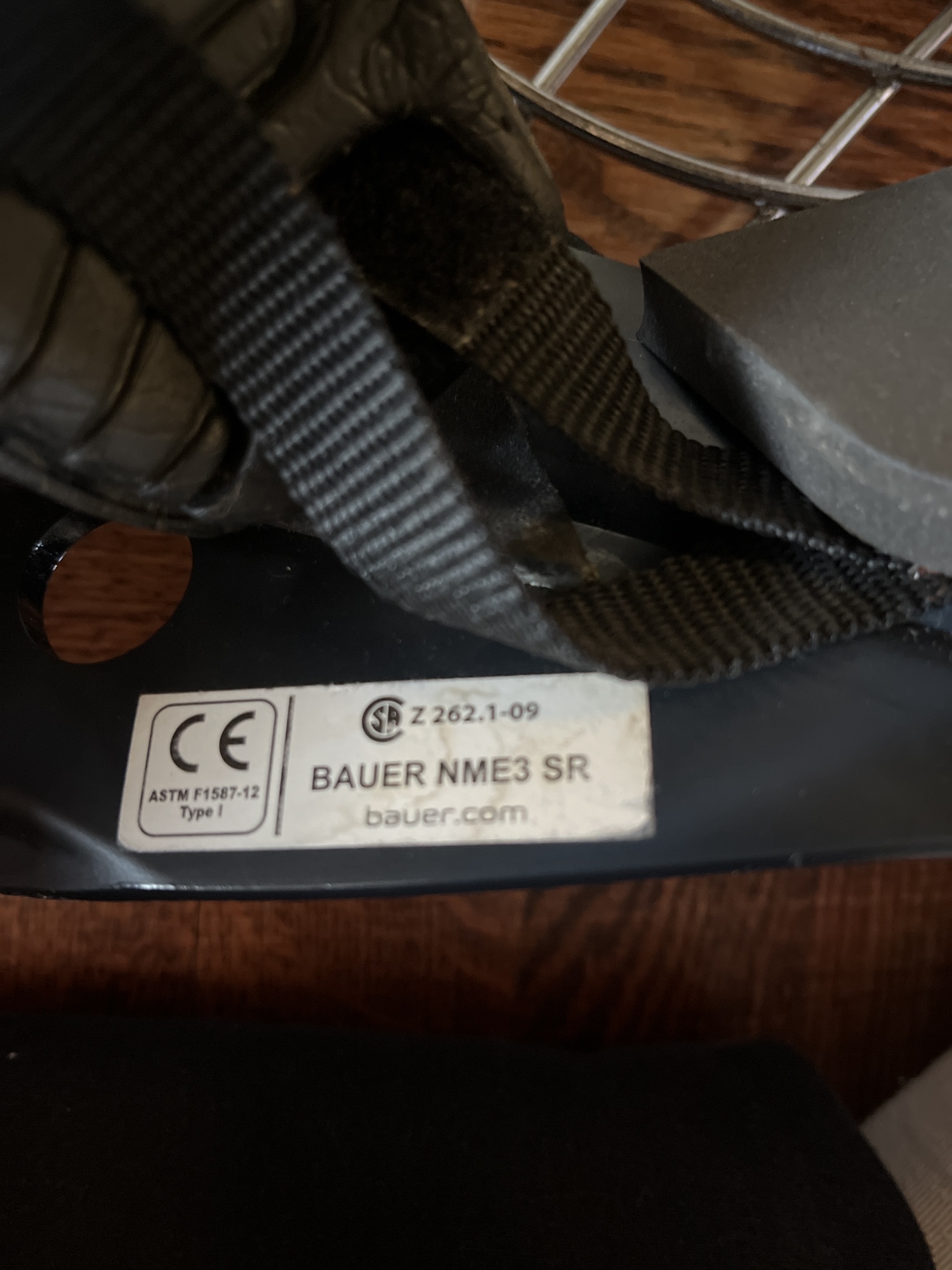 Bauer NME 3 Goalie Helmet Senior | SidelineSwap