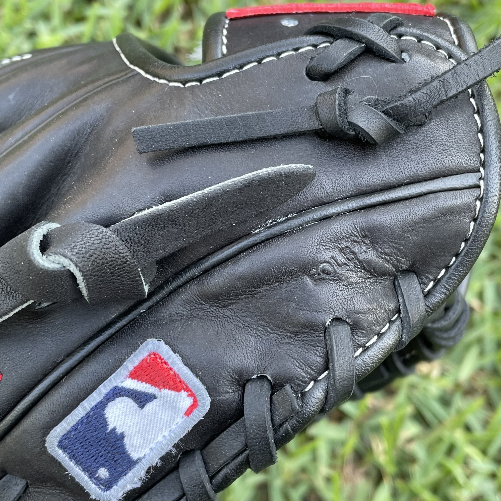 Rawlings Pro Preferred 11.75" Pitcher / Infield Baseball Glove - PRO1175-3KBPRO | SidelineSwap