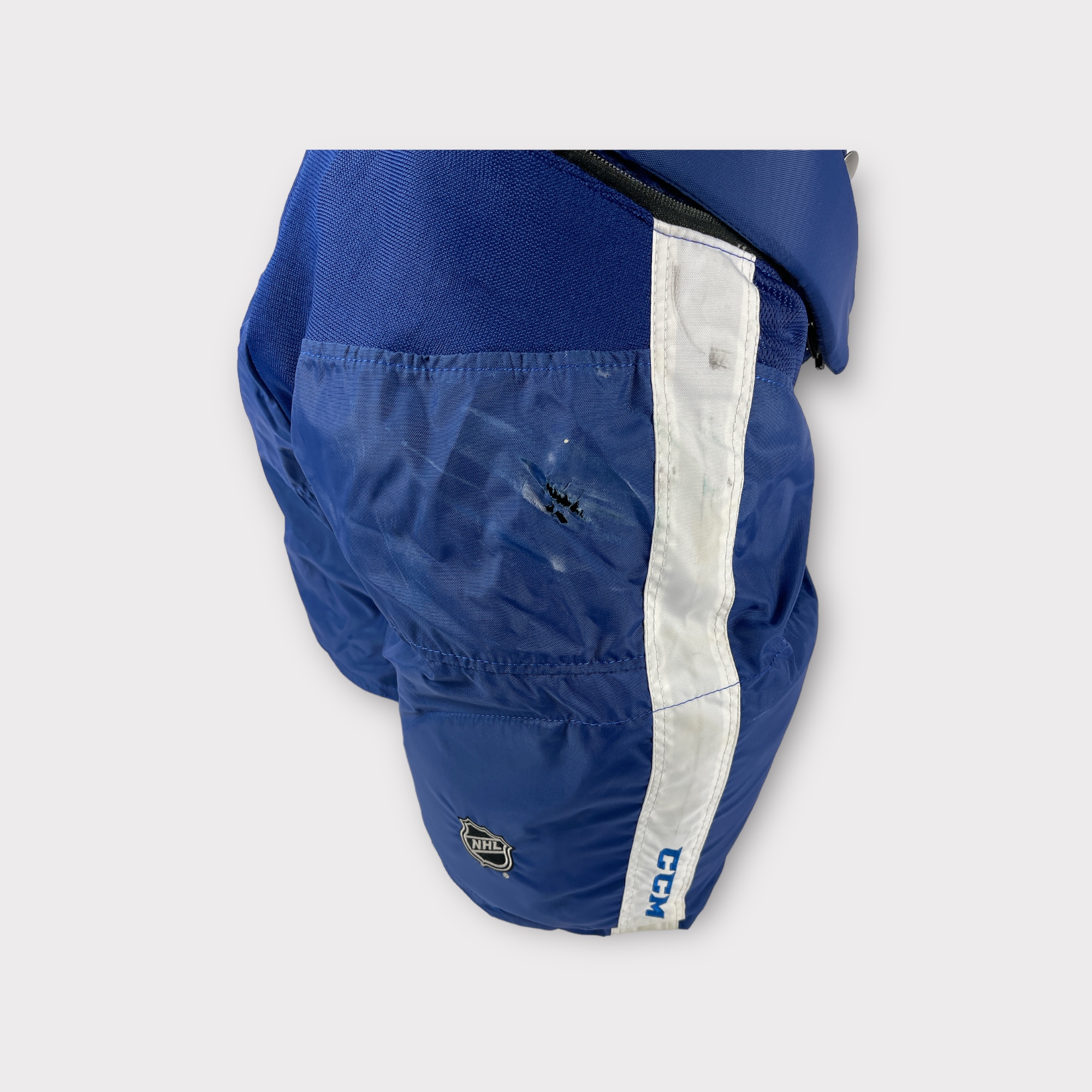 Pro Stock CCM HPTKXP Medium Hockey Pants Toronto Maple Leafs Marlies ...