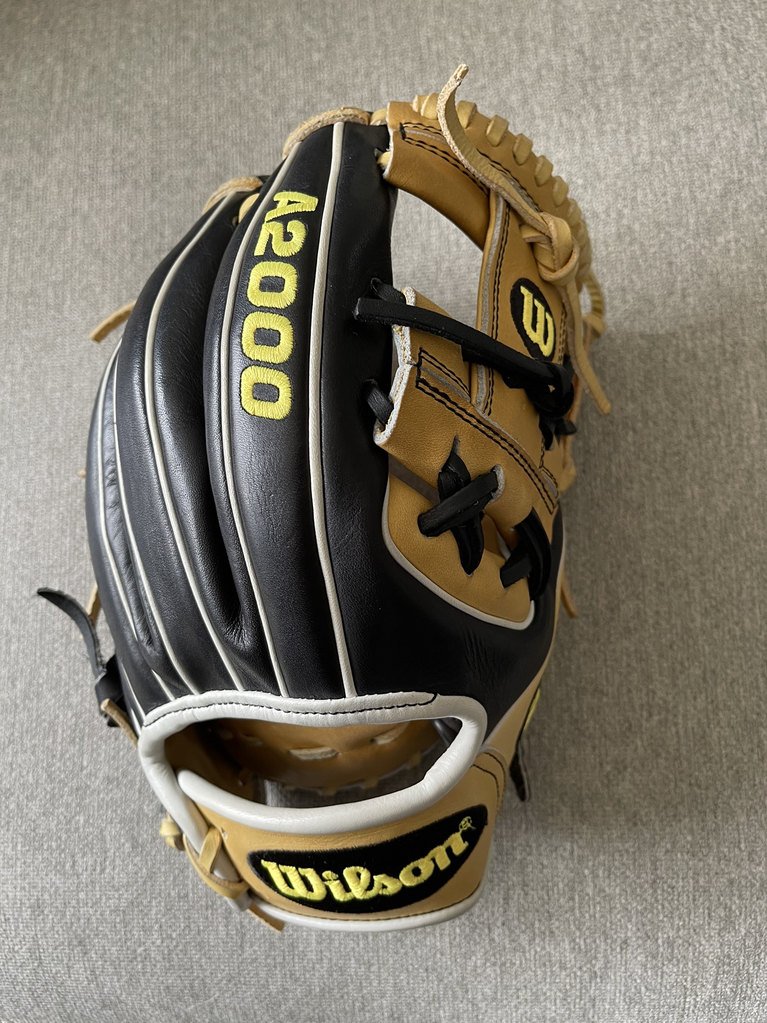 Wilson A2000 Pro-Stock 1786 11.5 | SidelineSwap