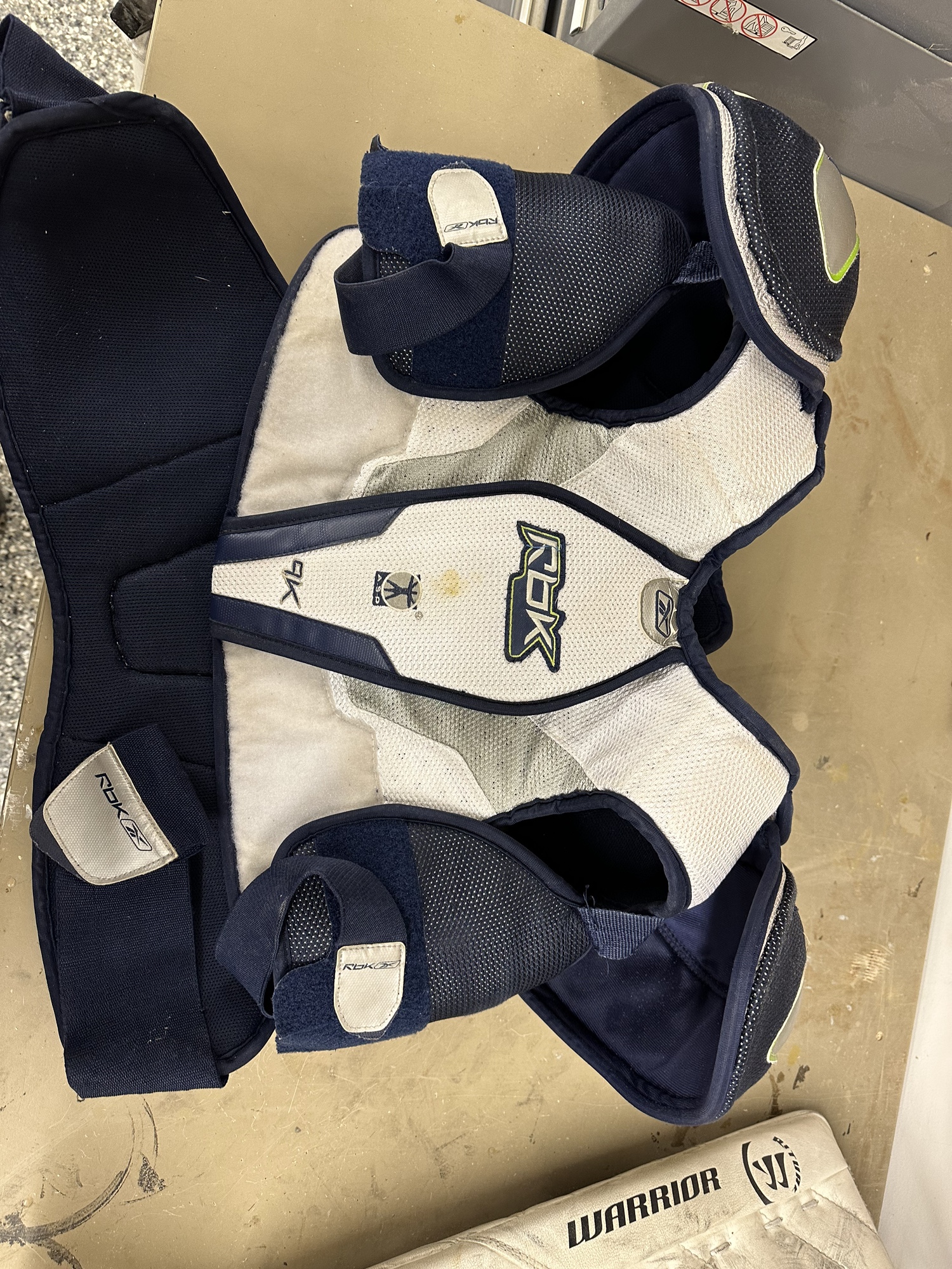 Reebok 9k Shoulder Pads | SidelineSwap