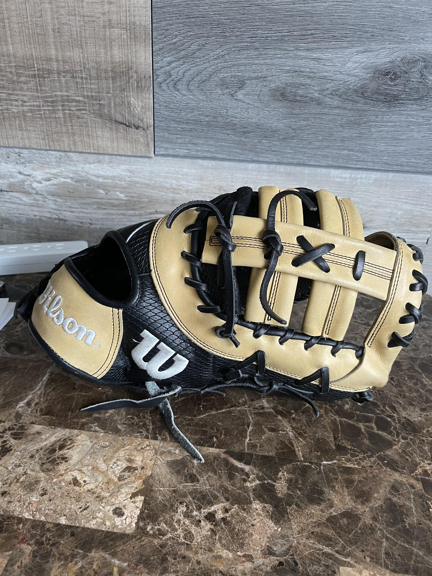 Wilson a2k 1st base glove | SidelineSwap